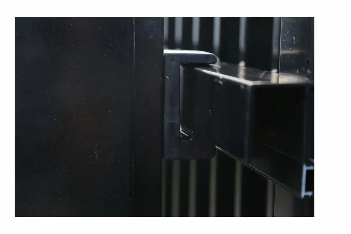 Customizable Metal Fencing - Durable and Stylish Solutions