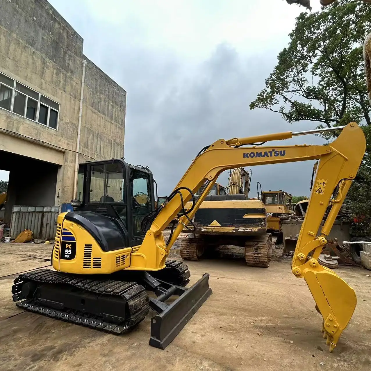 Komatsu Construction Engineering Original Japanese Excavator Komatsu ...