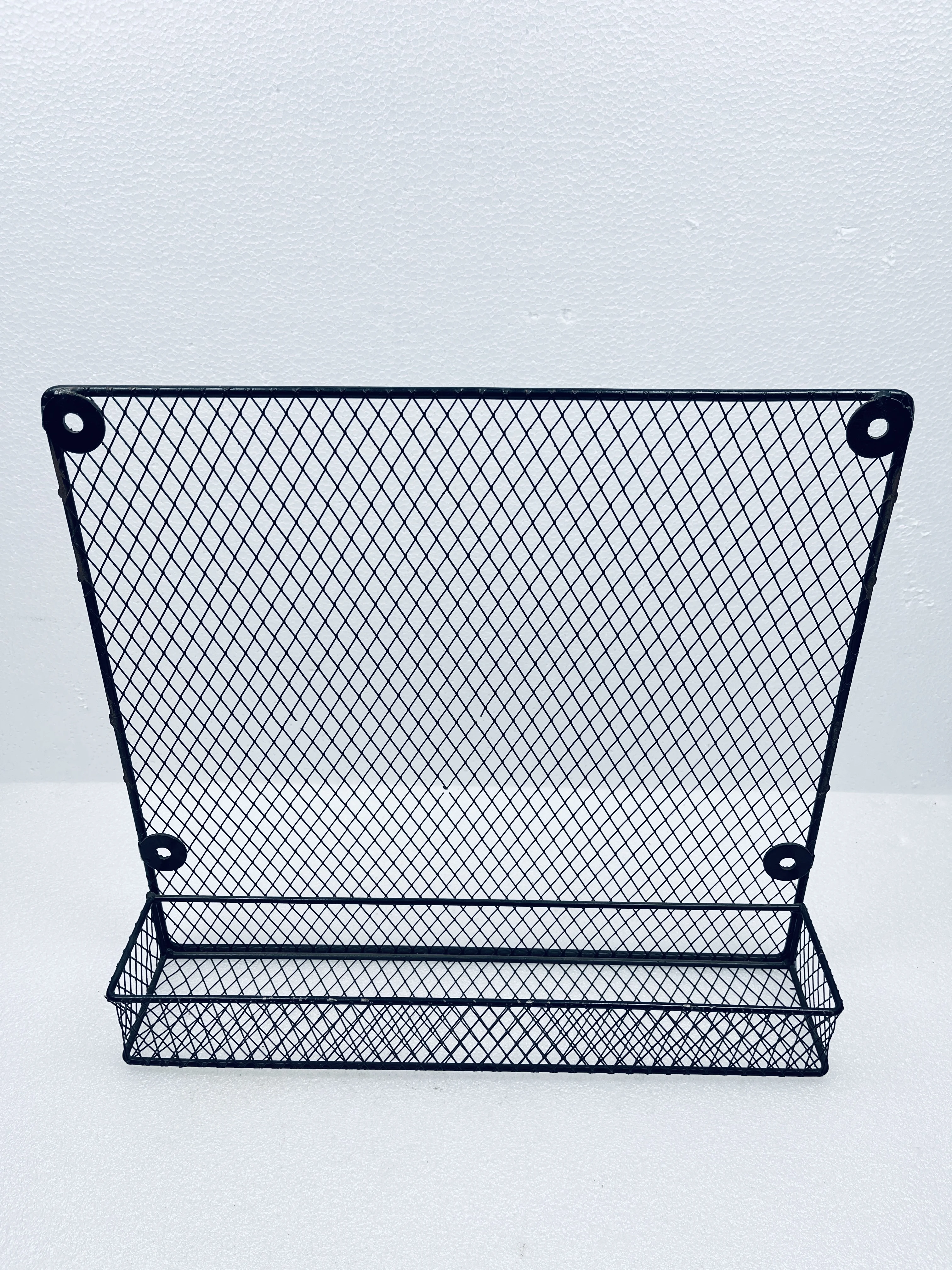 Kitchen Spice Storage Organizer Wall-mounted Wire Mesh Storage Shelves ...