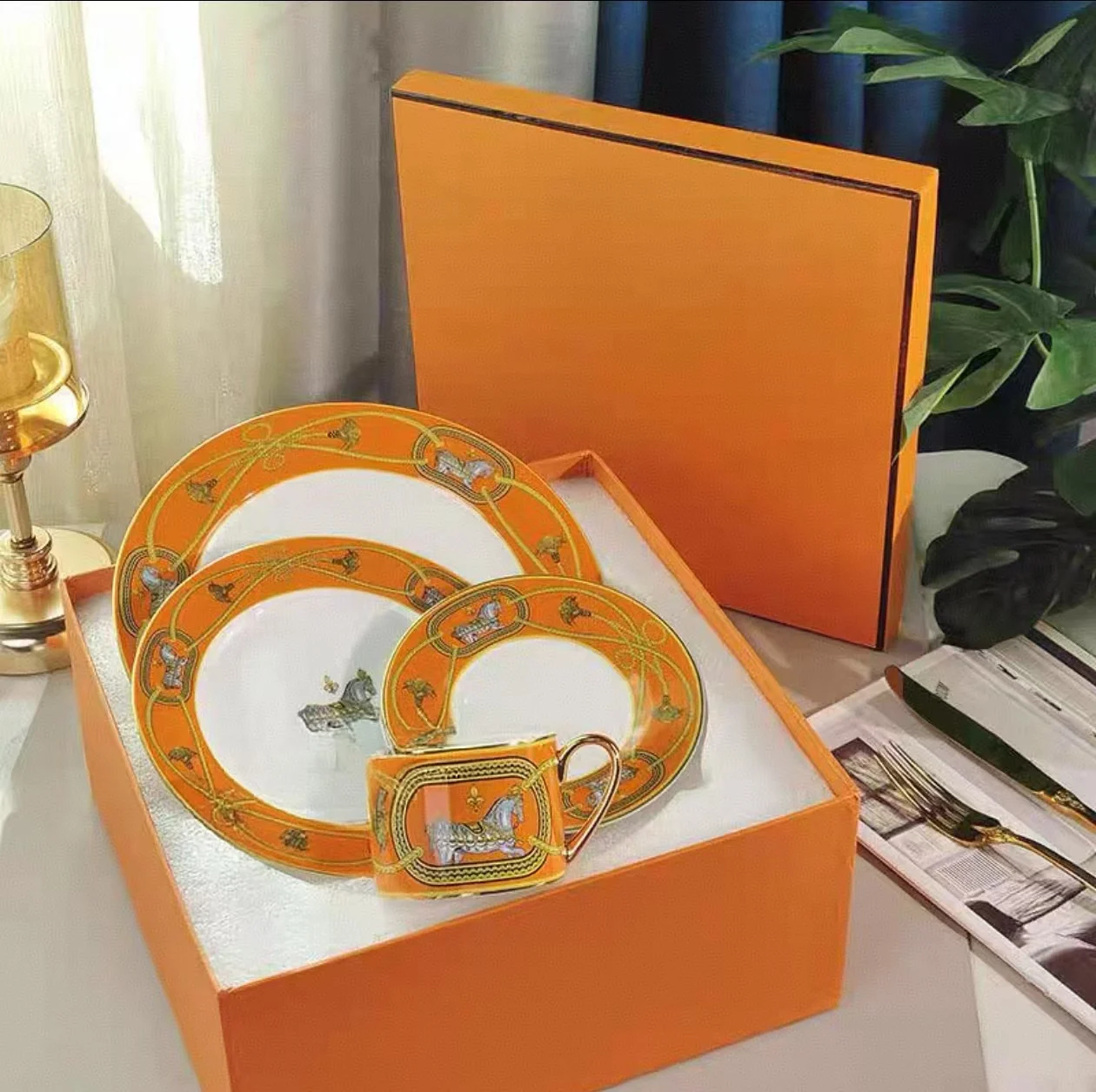 Porcelain Luxury Dinning Plates Designer Dinner Plates Horse Bone China ...