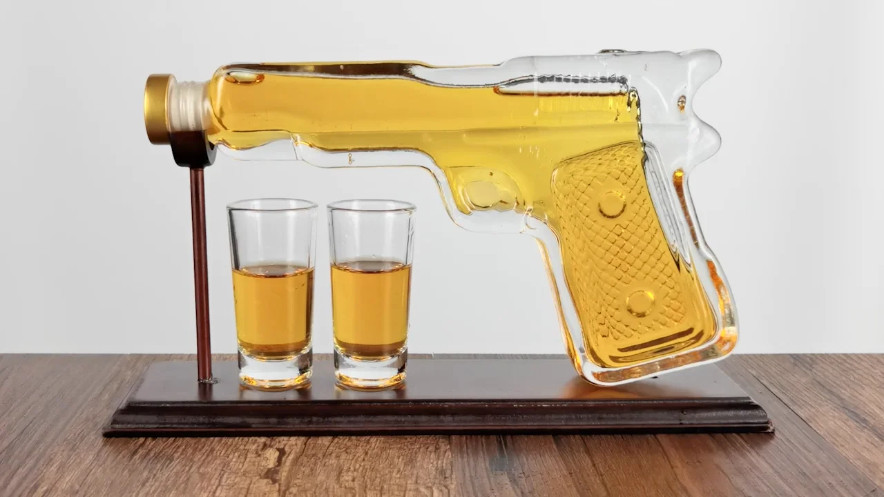 Online Hot Sale Whiskey Glass Decanter Glass Container Pistol Decanter ...