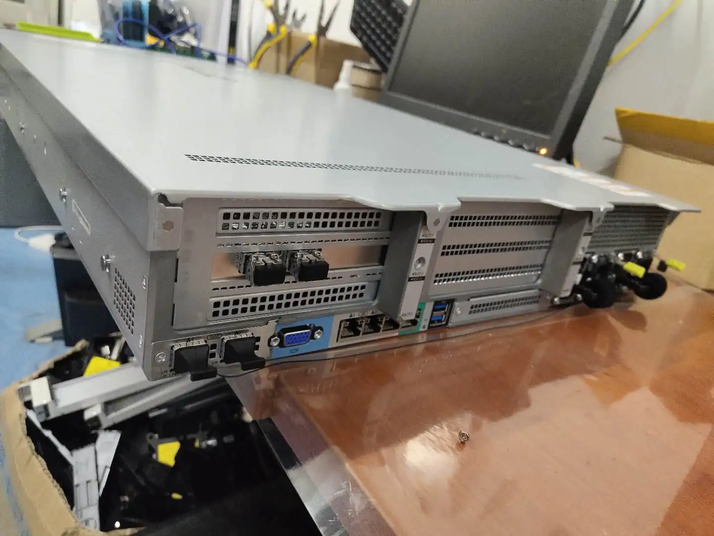 FusionServer 2288H V6 8SFF 2U Rack Server by Computings in Stock ...
