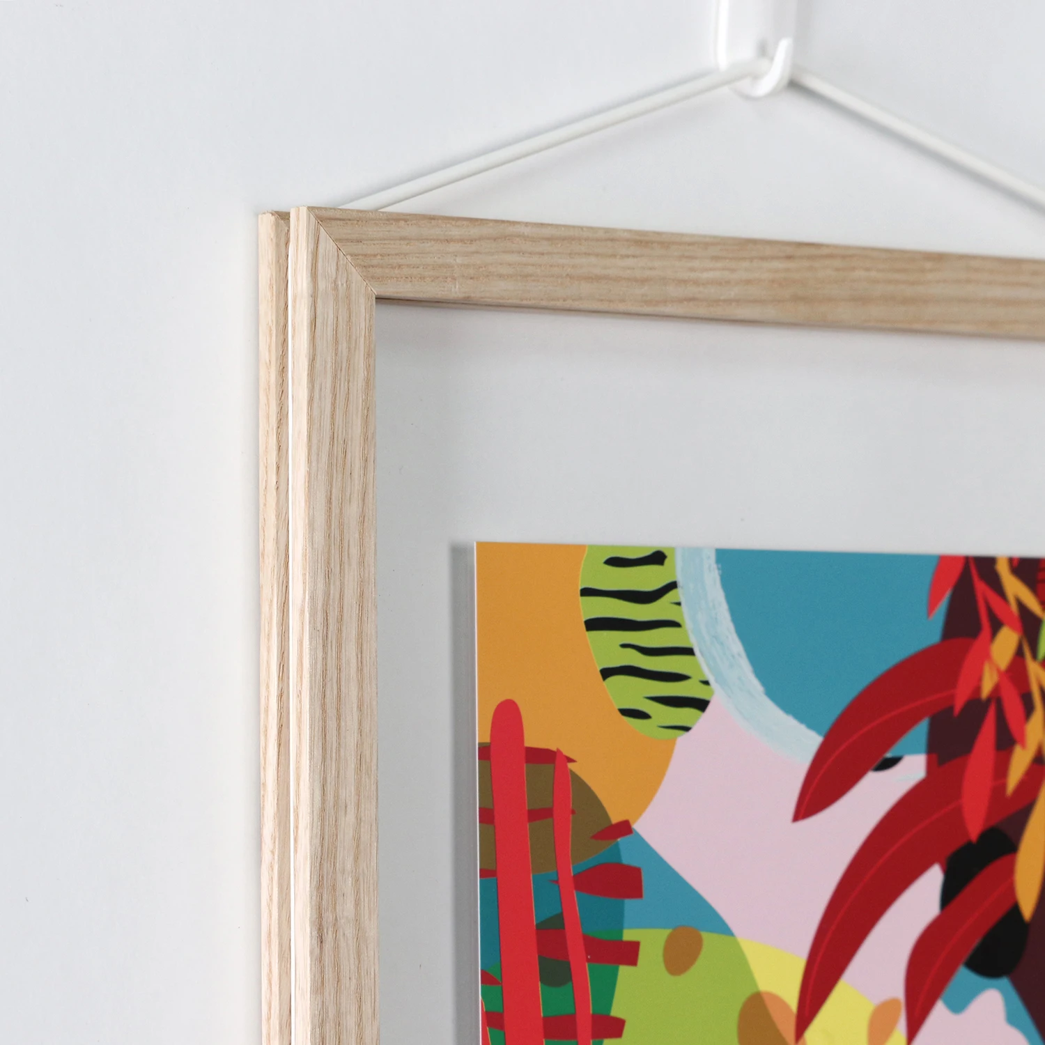 Pressed Flower Frames - Elegant Floating Picture Displays