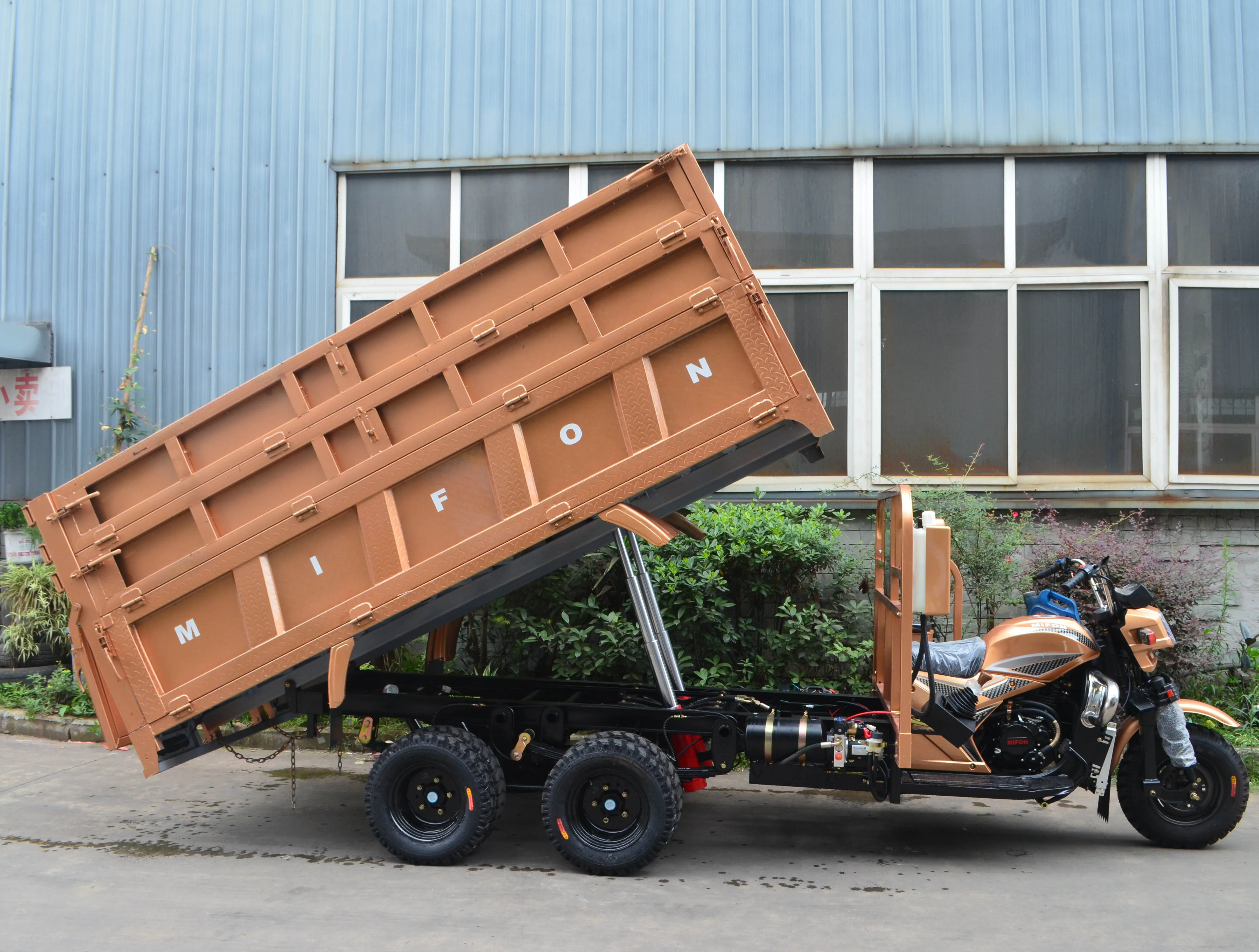 300CC Double Axle Tricycle with Dumper - Heavy Load Capacity