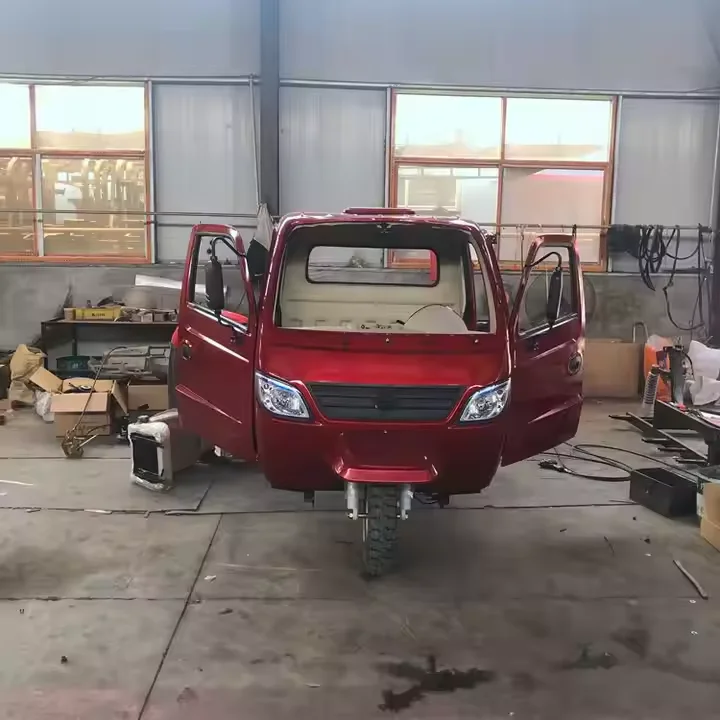 5-Wheel Tricycle Cargo Motorcycle 250CC Gasoline Powered with Open Body ...