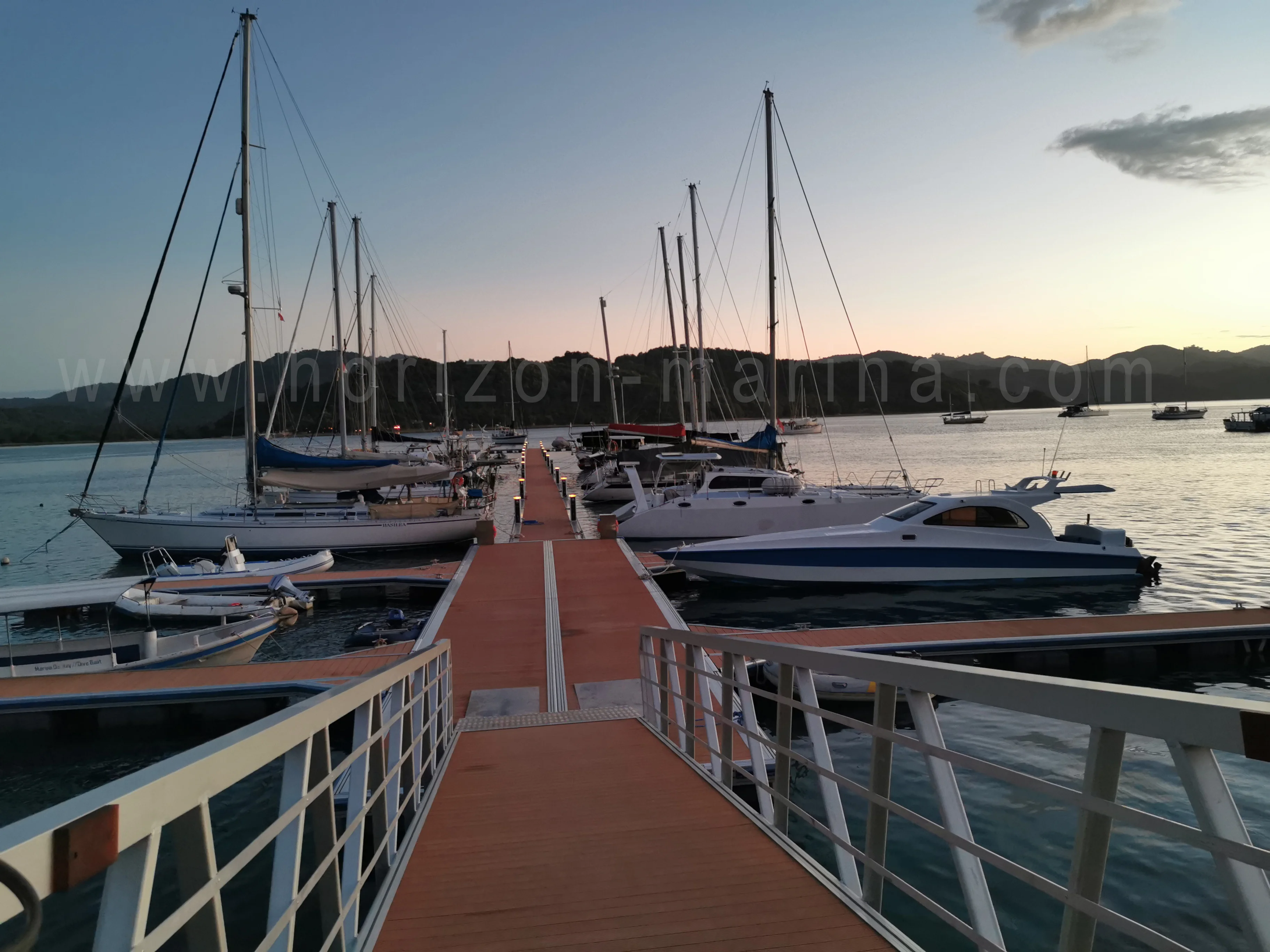 Concrete Floating Pontoon Bridge for Yachts Club
