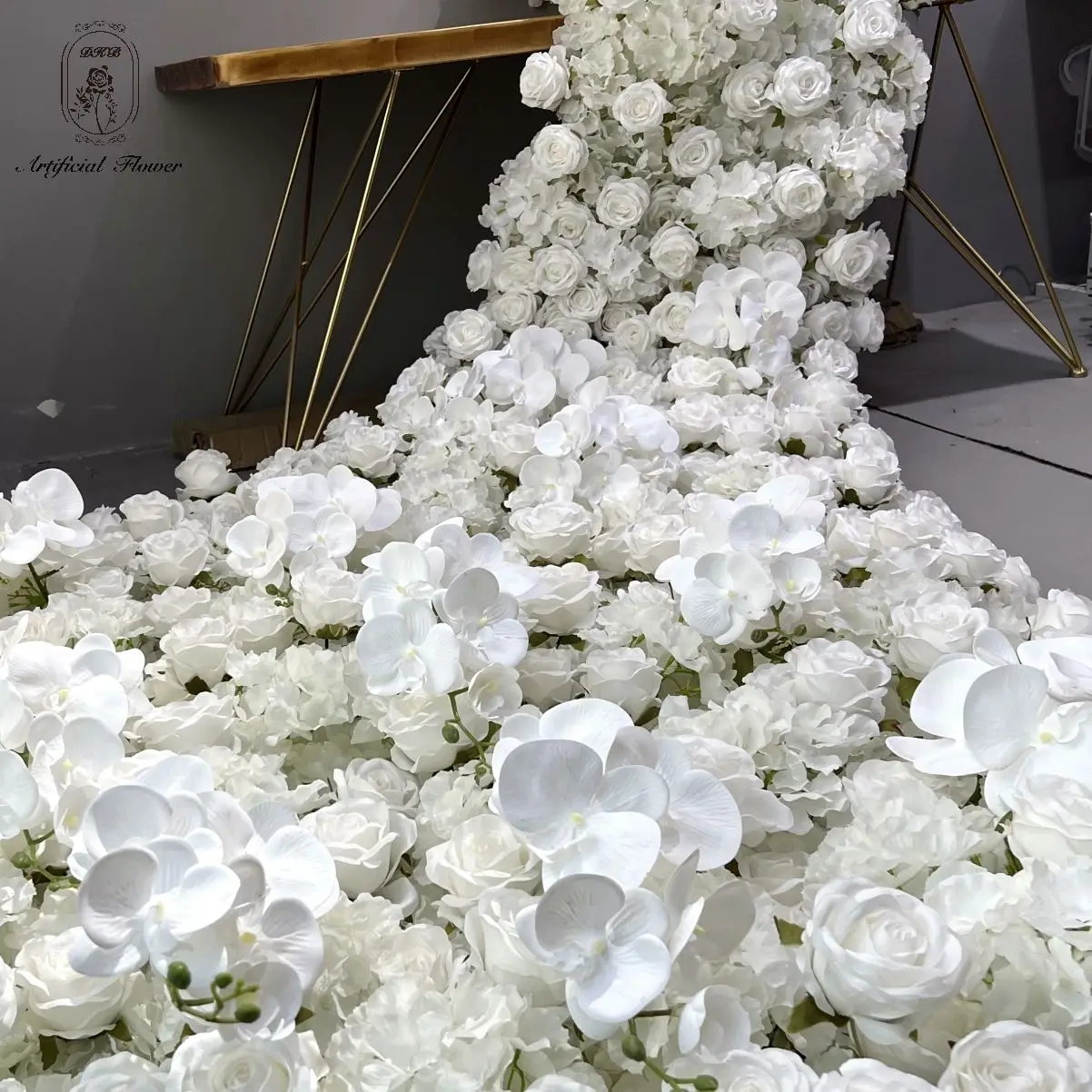 Eco-friendly Artificial Flower Table Runners for Events