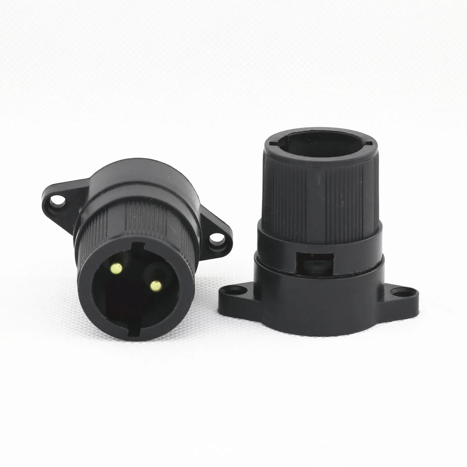 E27 Waterproof Lamp Holder - Durable & Reliable for String Lights