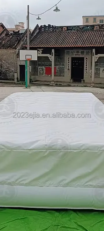 Commercial Trampoline Park Airbag Landing Free Fall Pillar Jump Fun ...