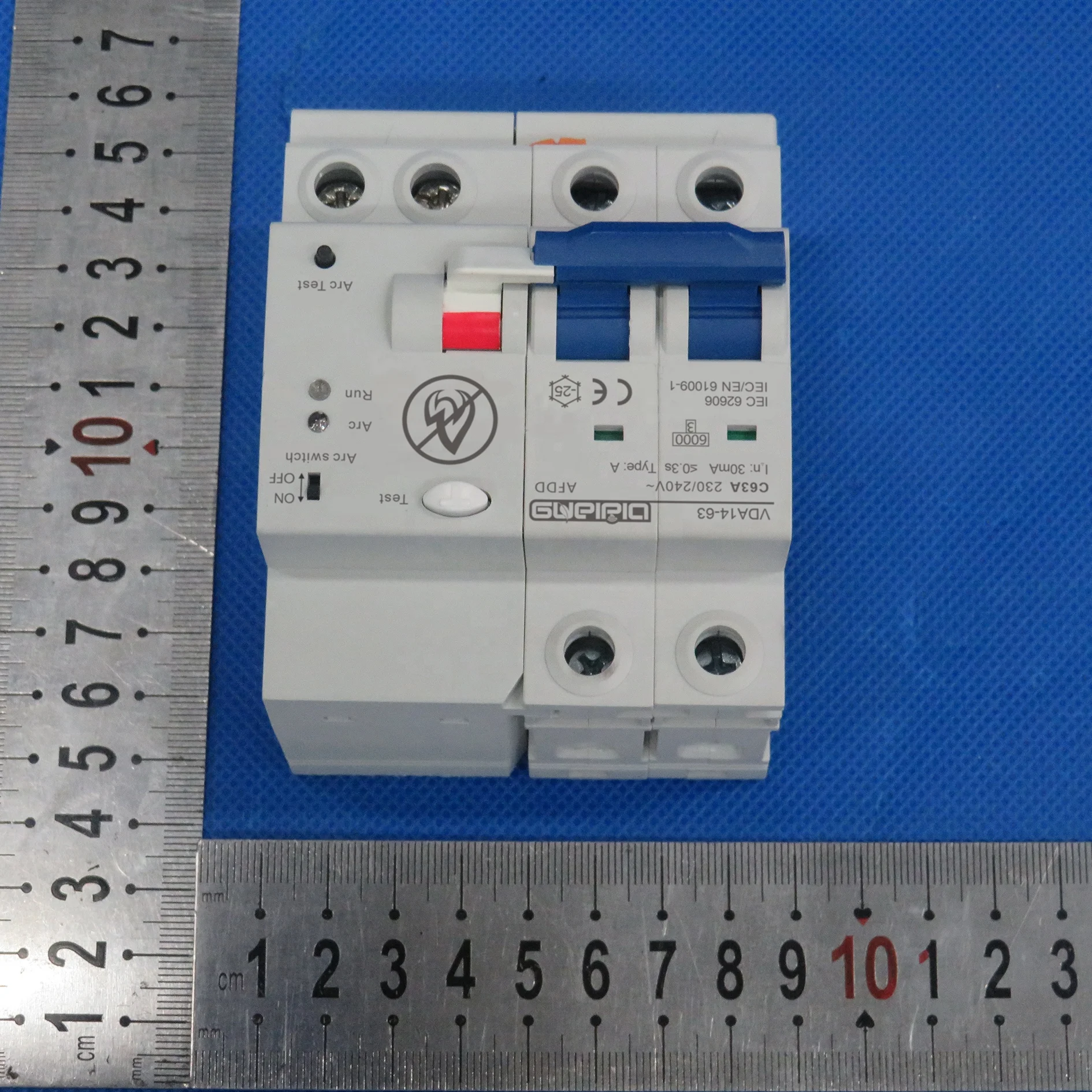 Circuit Breaker with Arc Fault Detection - AFDD Breaker