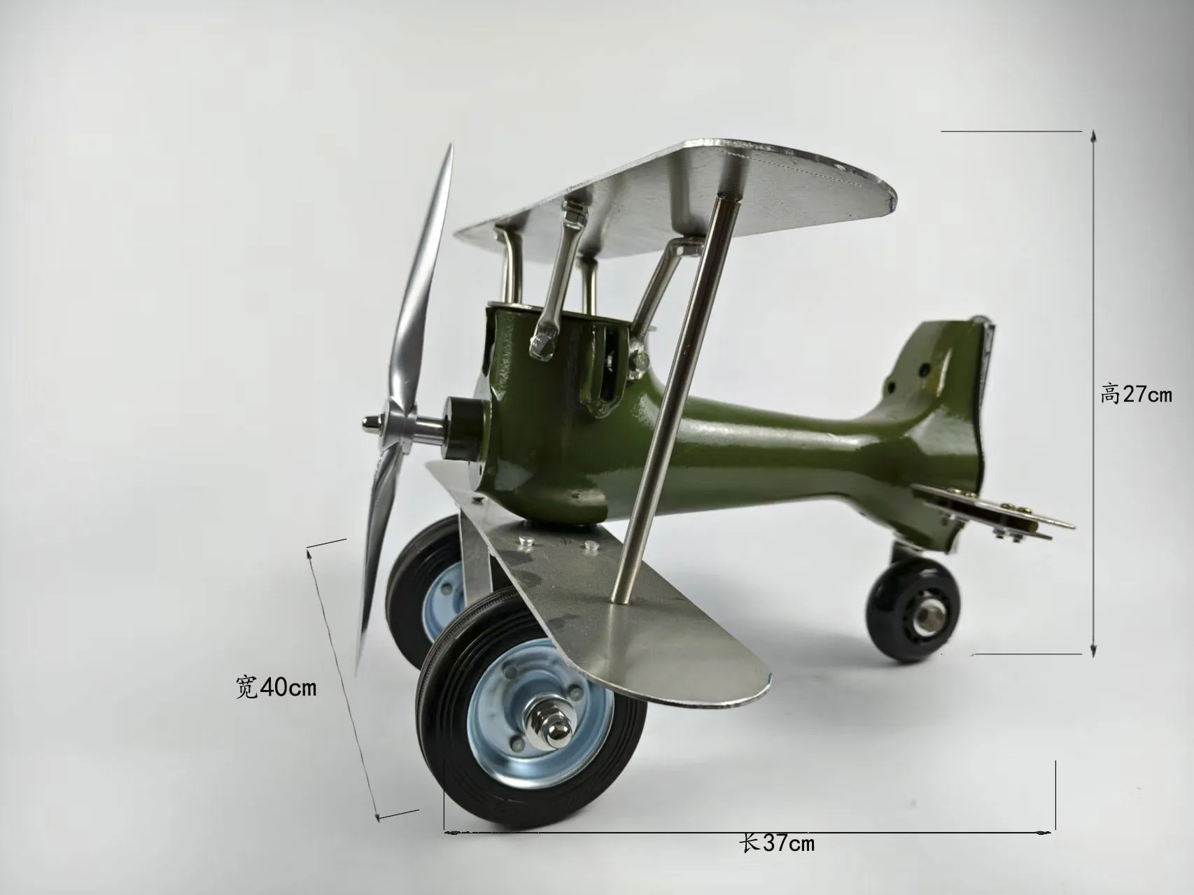 Airplane Model :A Metal Airplane Model Meticulously Handcrafted Using ...