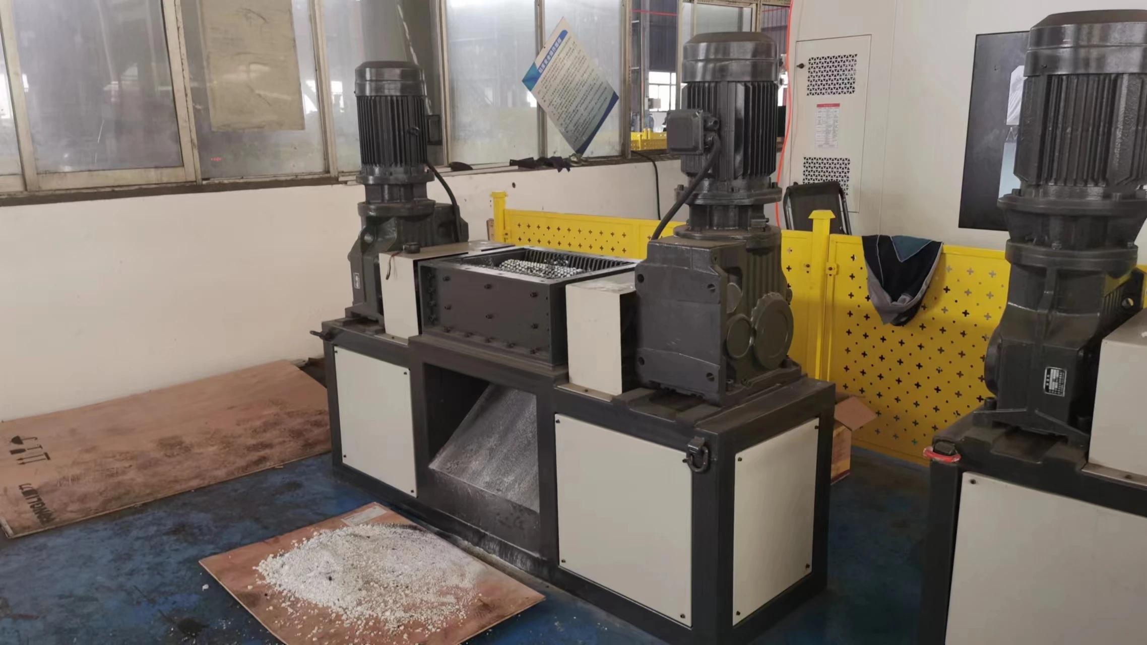 Large Garbage Shredder Tyre Shredder Scrap Furniture Shredder For ...