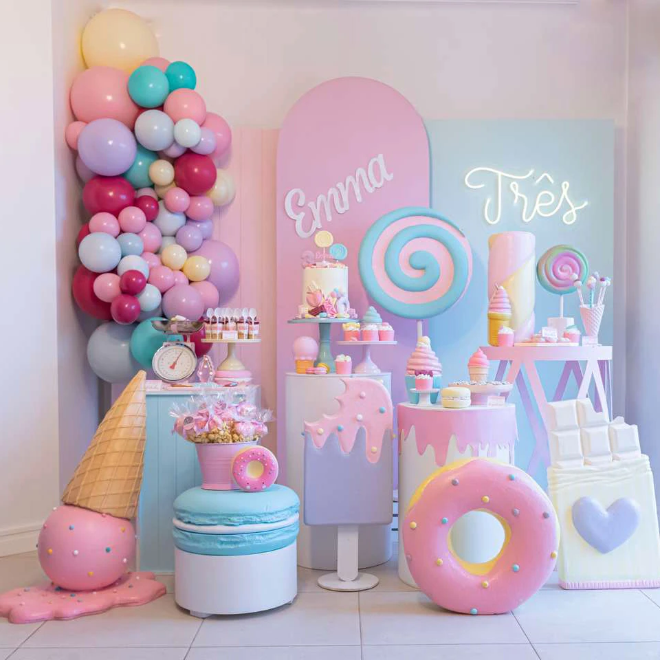 Customized Resin Fiberglass Ice Cream Cone Props for Sale