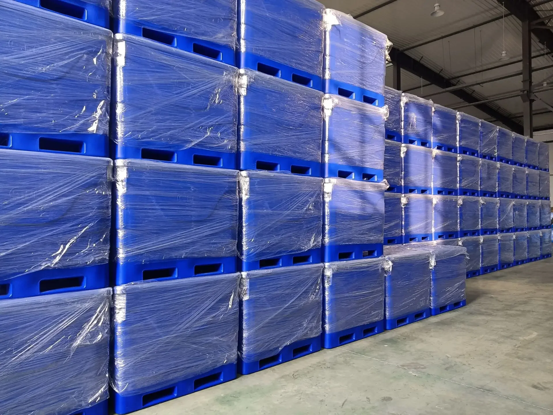 SCC Dry Ice Range Box - 1000L Insulated Cooler Box