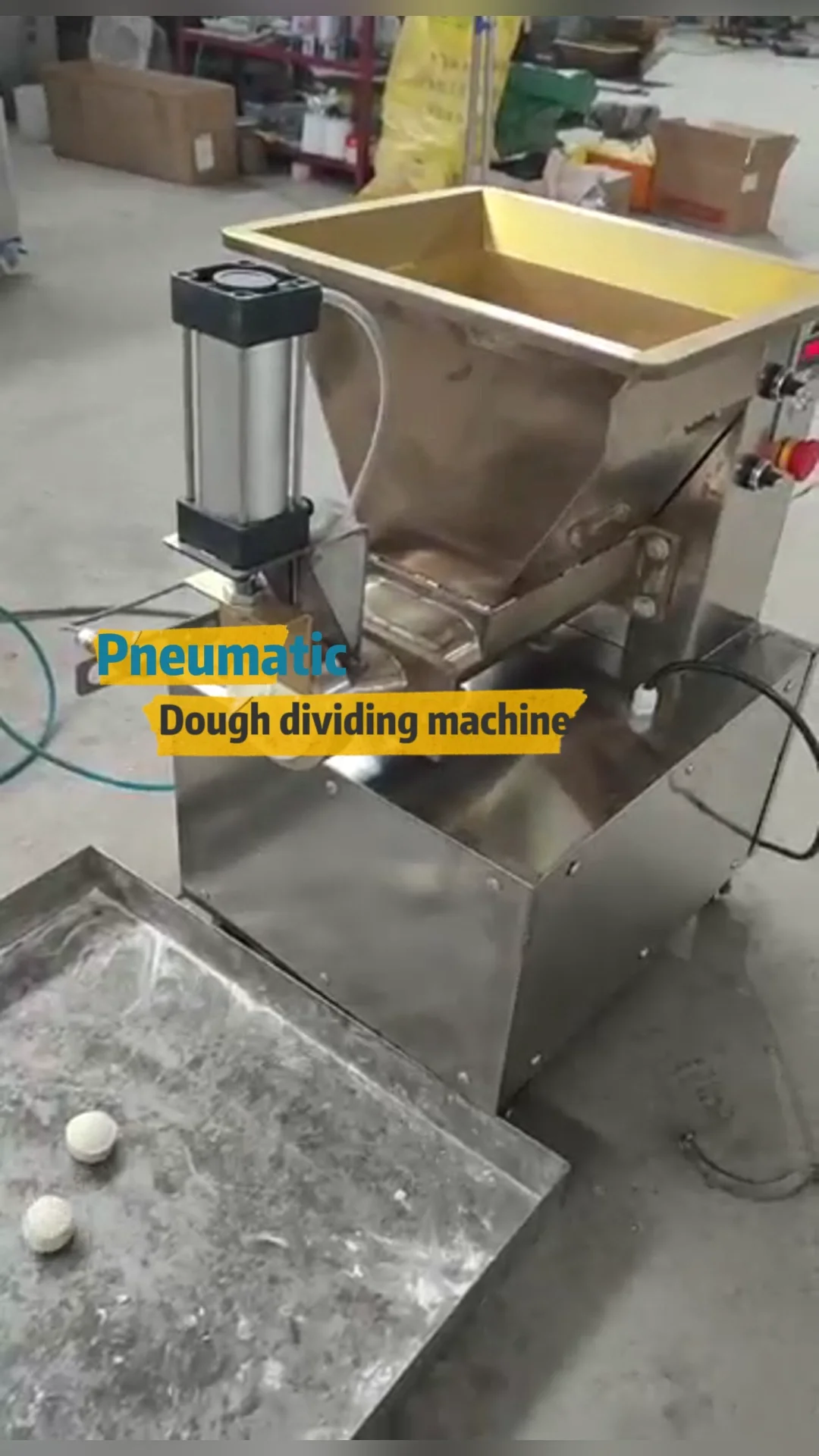 Automatic Pneumatic Dough Divider Machine Bread Pastry Divide Rounder ...