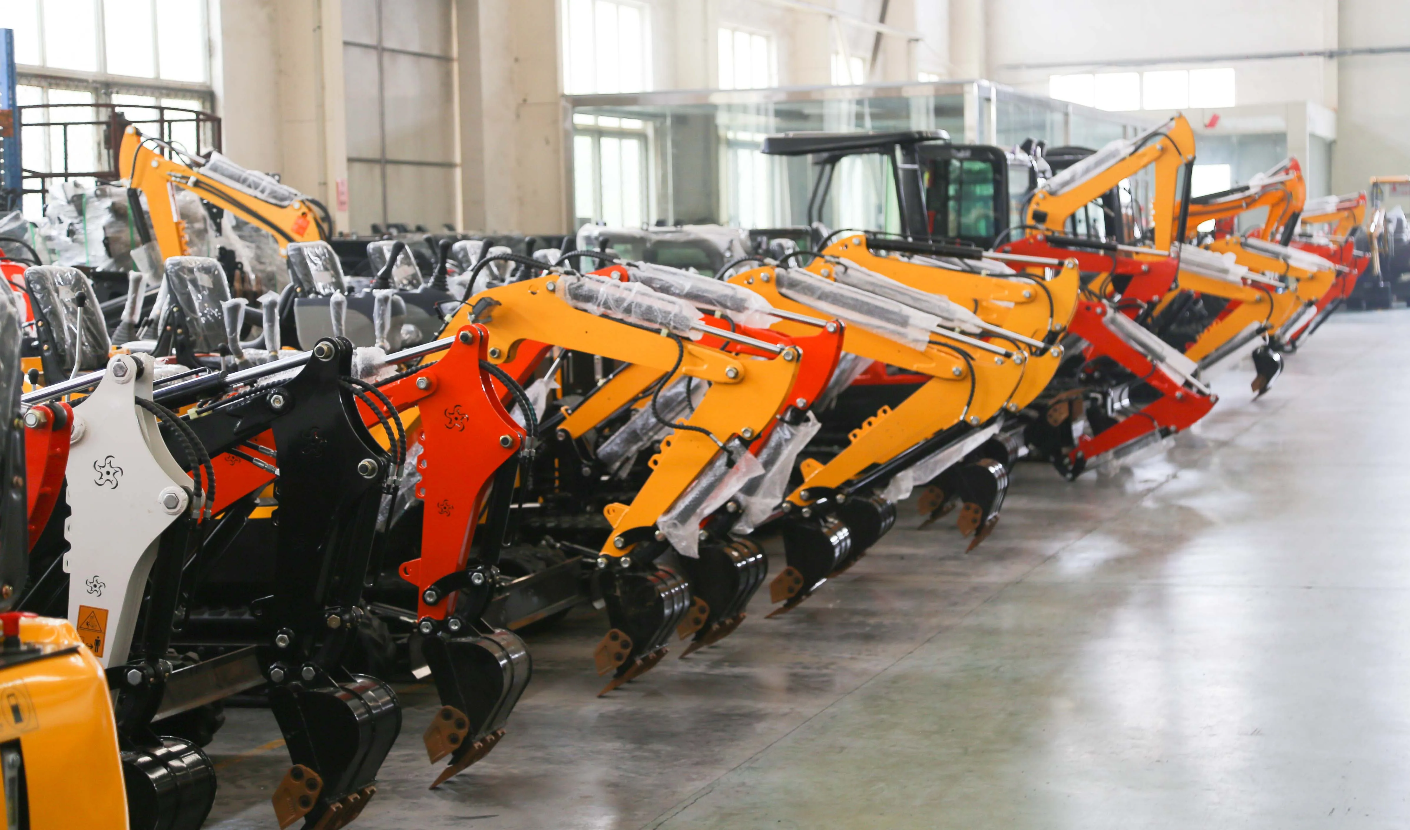 New 2.0 Ton Operating Weight Mini Digger Excav Mini Crawler Excavator ...