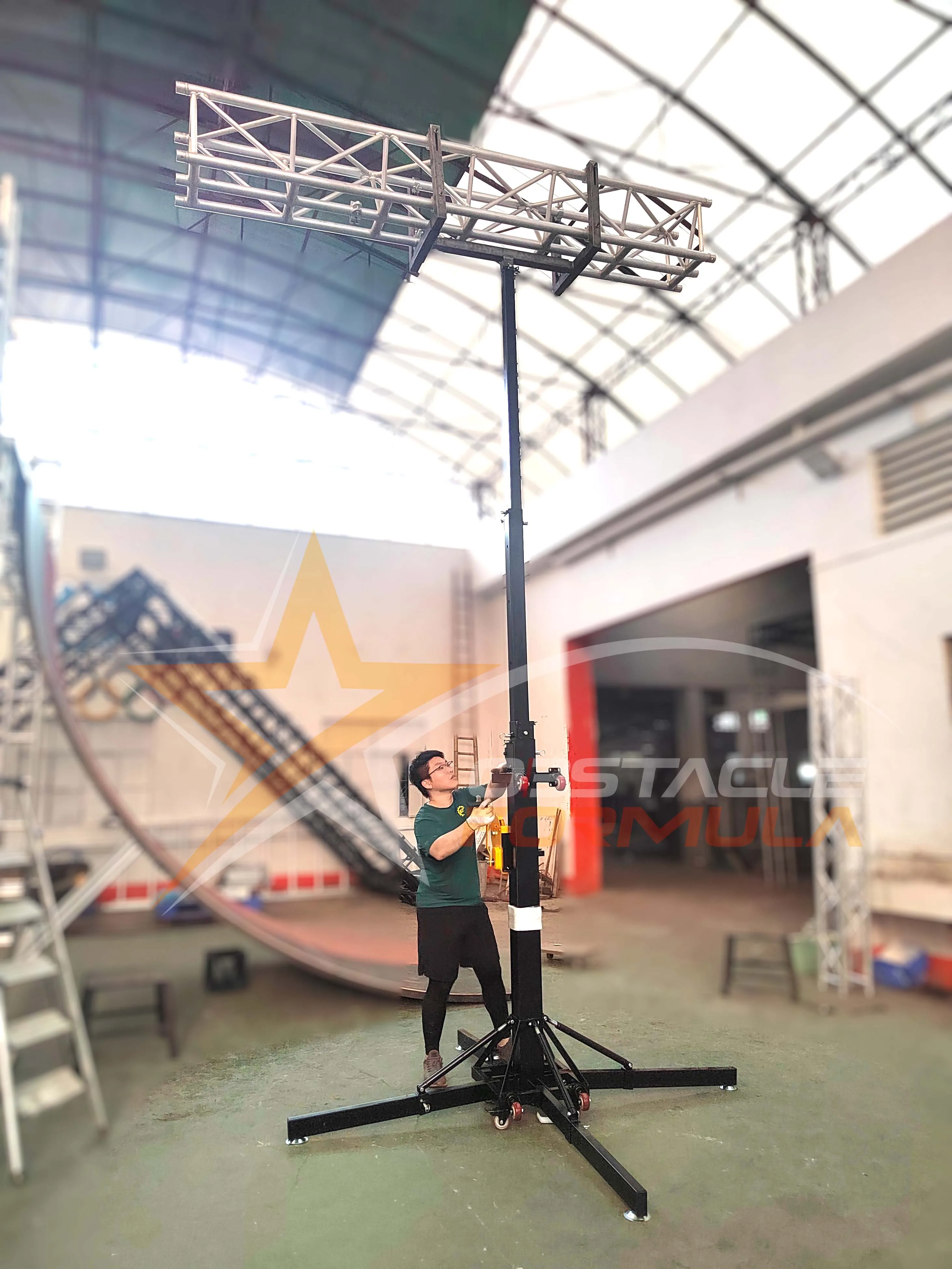 Upright Line Array Speaker Lift Truss Stand Tower Line Array Speaker ...