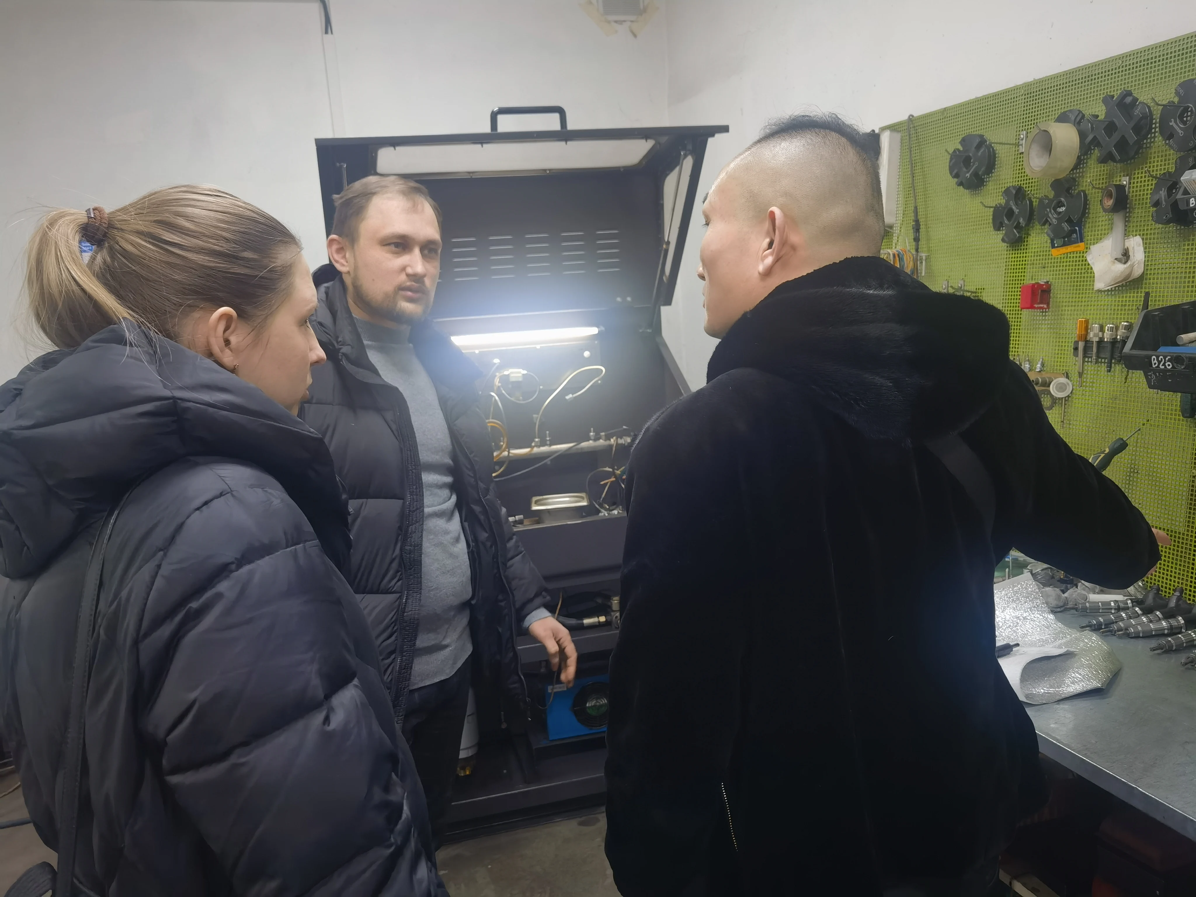 Diesel Fuel Injection Pump/unit Injector System Nozzle 1440577 for ...