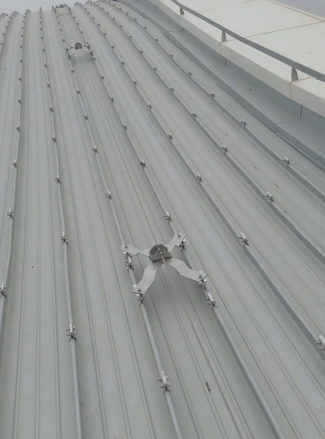 Factory Aluminum Solar Mounting Clamp For Standing Seam Metal Roof ...