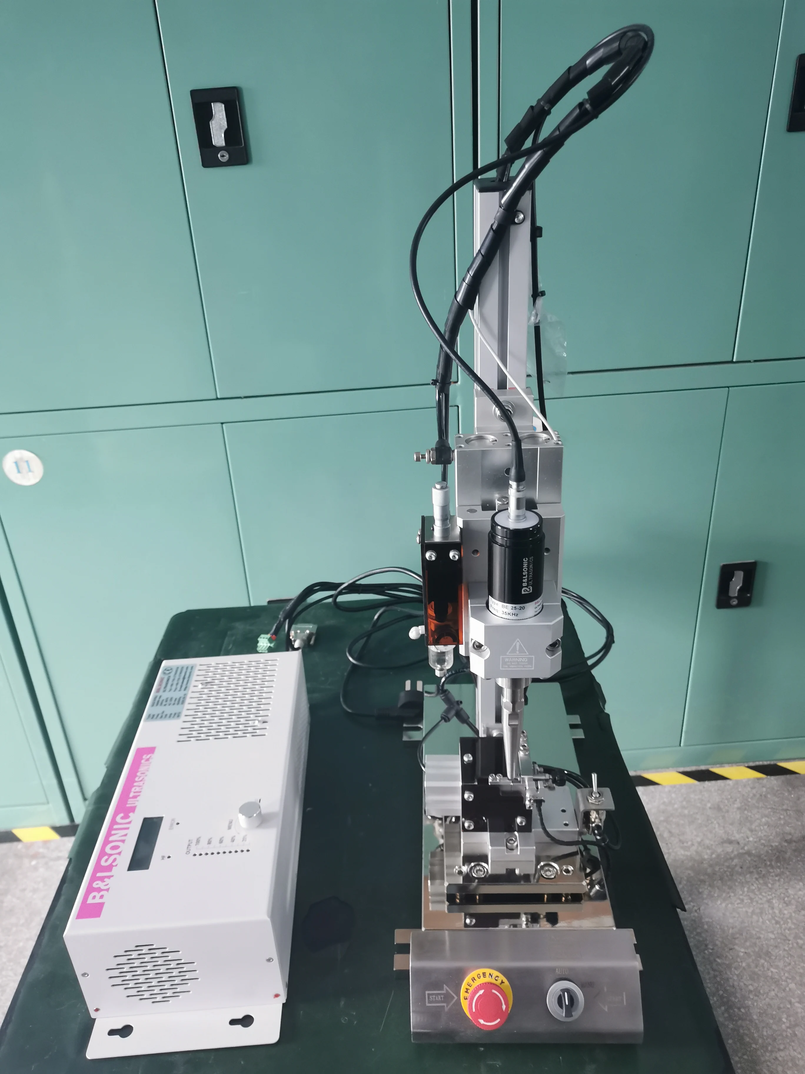 Wire Bonding Machine - Automatic Ultrasonic Welding