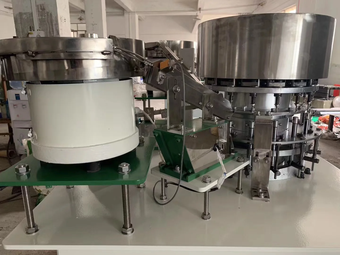 Roofing Screw Sealing Washer Assembling Machine - Buy Roofing Screw ...