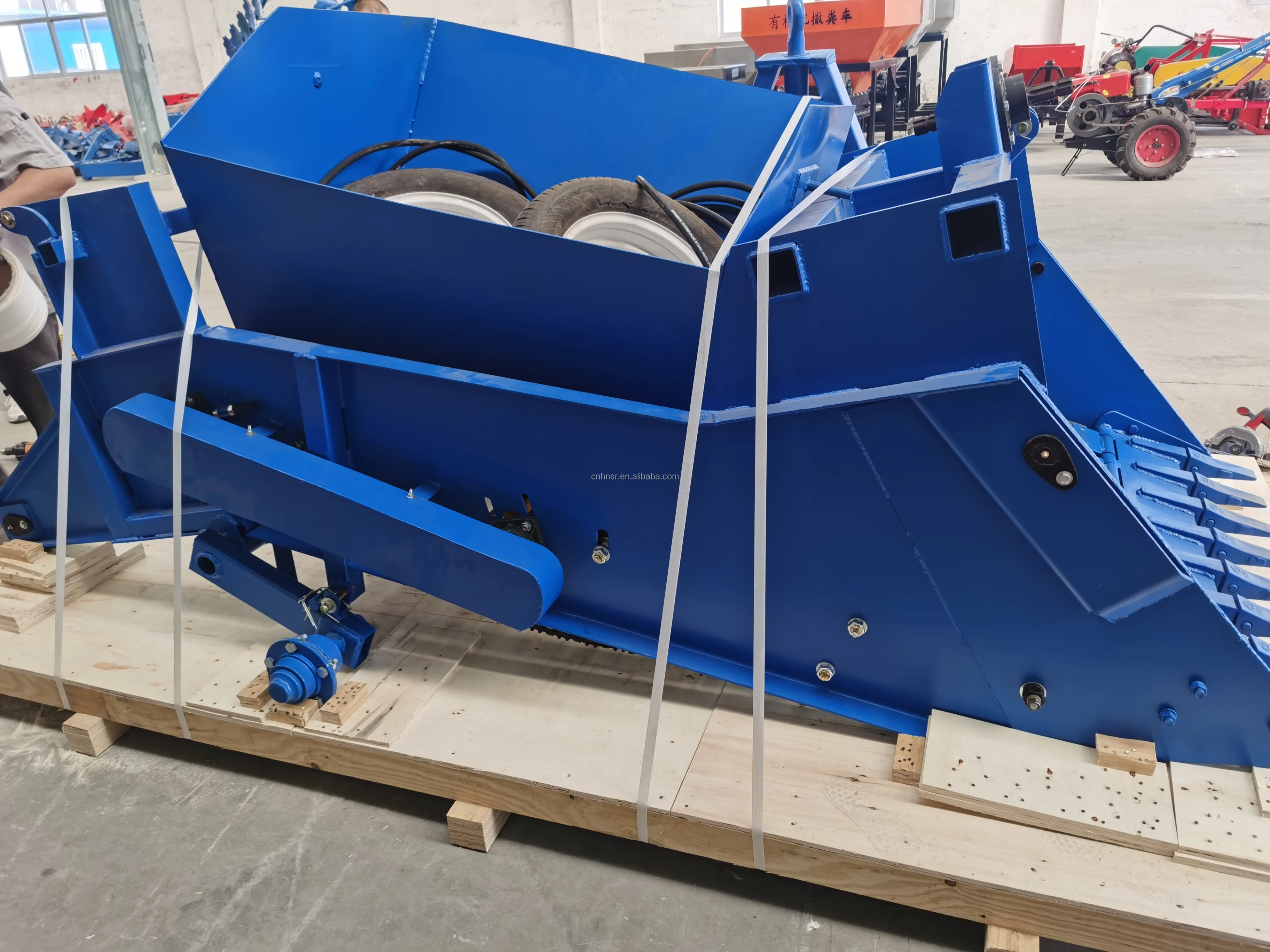 Farm Rock Stone Picker Removal Collecting Machine Large Tractive ...