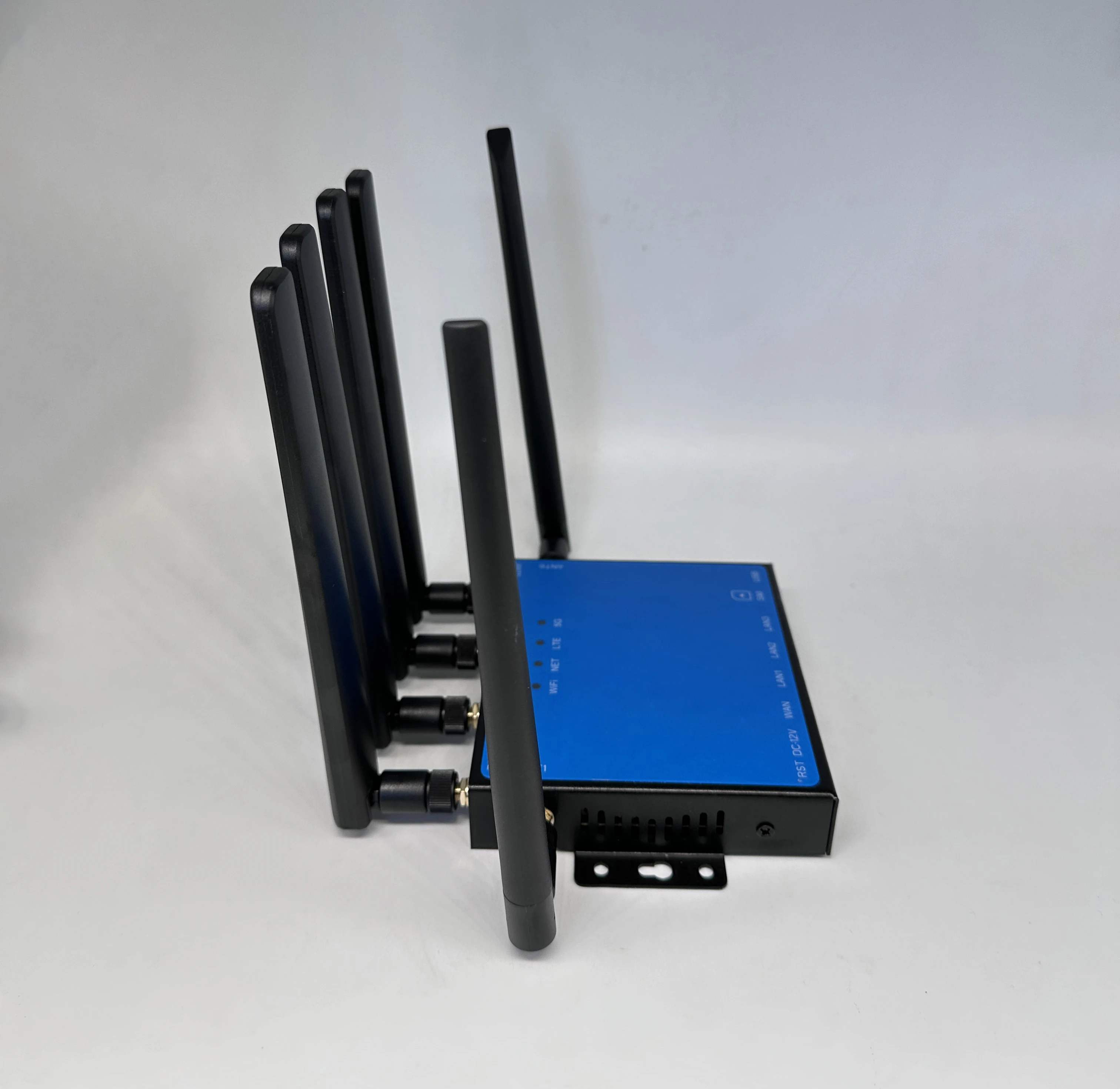 5G Router with Wireless Sim Card - 4 LAN Ports & Multi Antennas