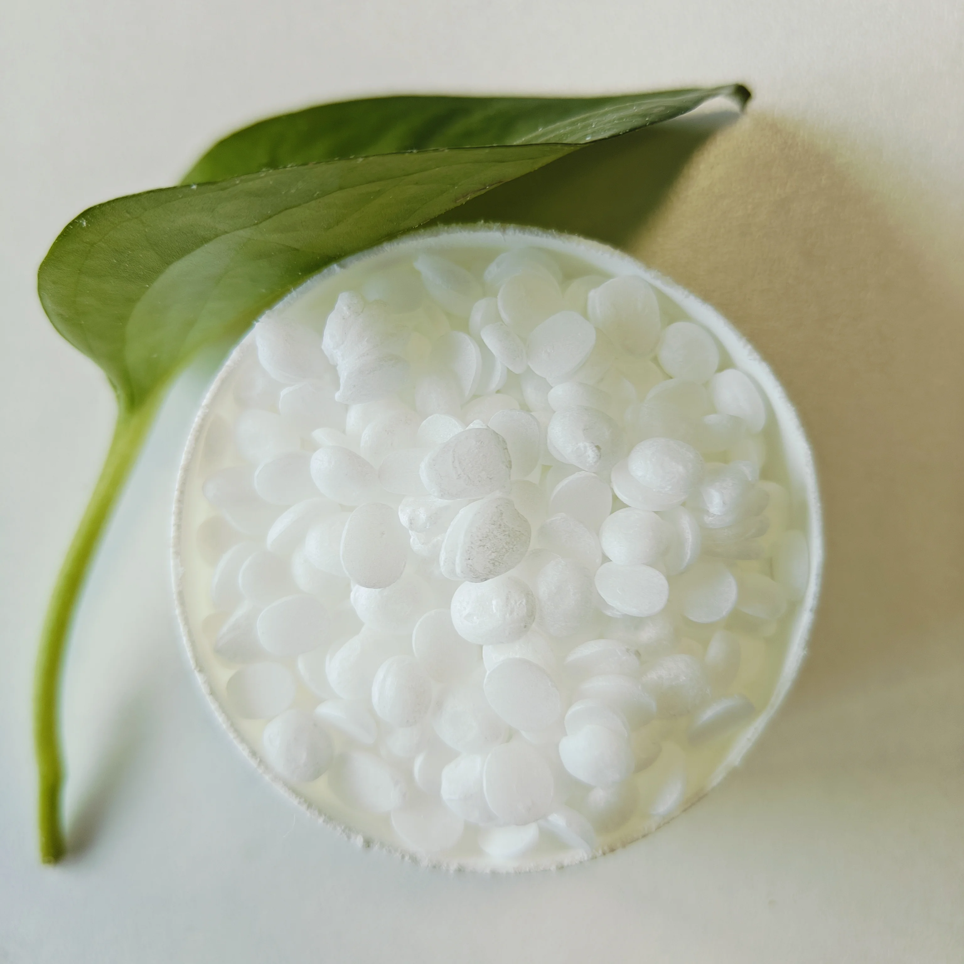 Nonionic self-emulsifying glyceryl monostearate PEG-100 Stearate ...