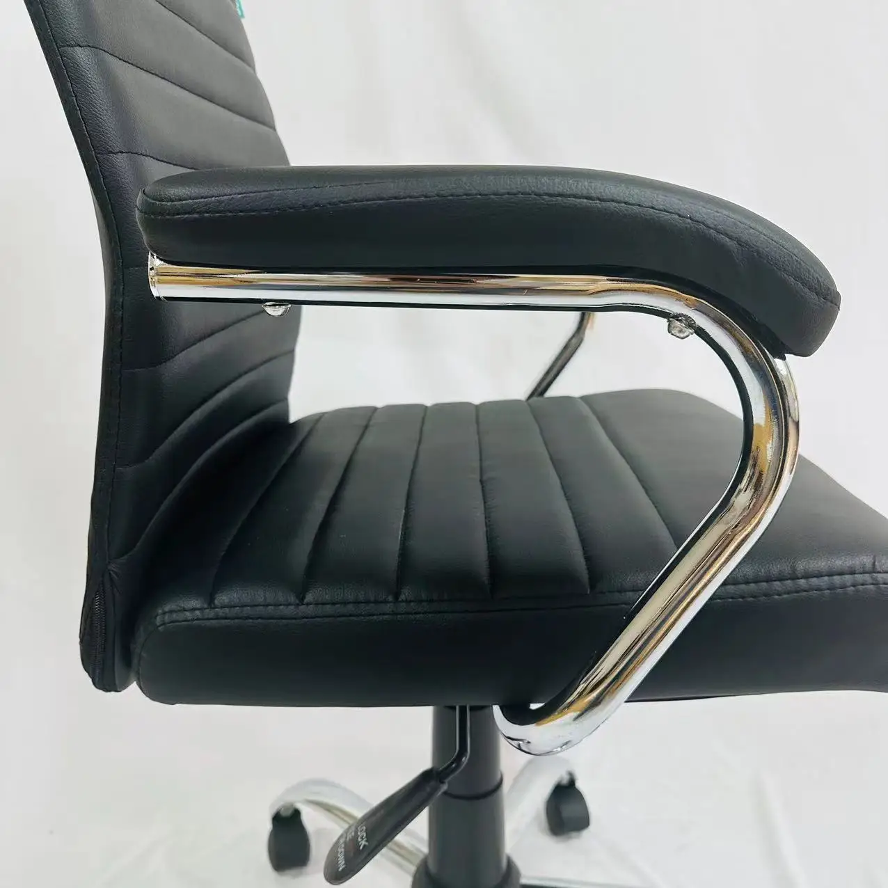 Ergonomics Plastic Pp Pu Leather Mesh Fabric Gold Iron Metal Leg Boss ...