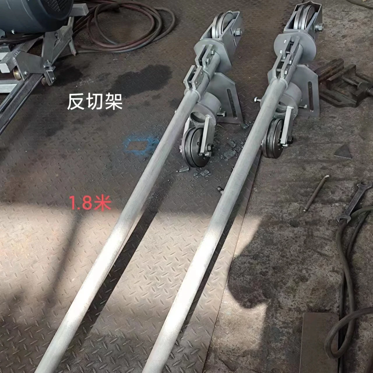 Reverse Cutting Stand and System for Diamond Rope Wire Saw
