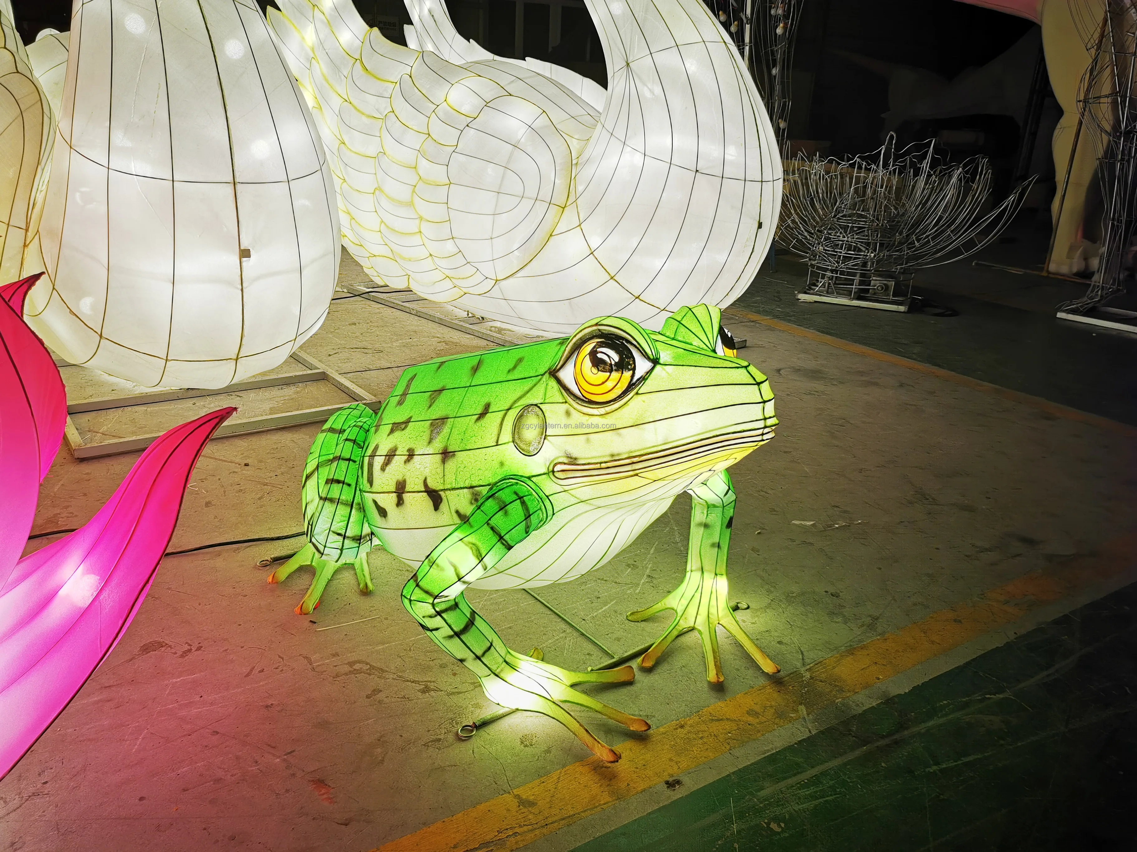 Wholesale Festival Lanterns - Custom-Made Animal Designs