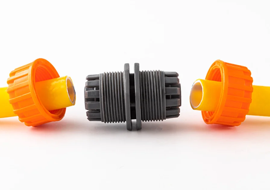 Plastic Garden Hose Quick Connectors - Durable & Efficient