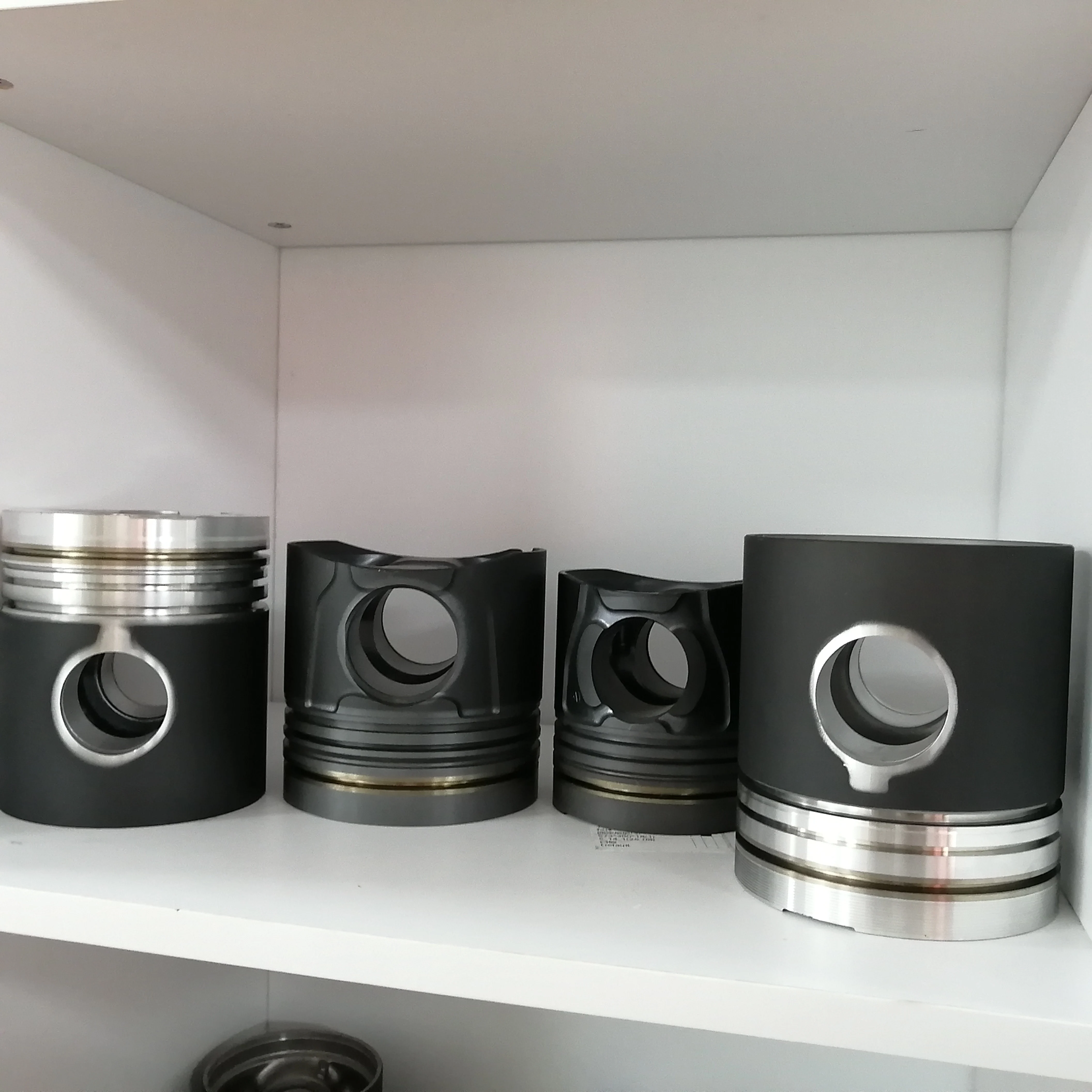 Vietnam Market Daewoo Bus Parts Dl06 Engine 65025010426 65.02501-0426 ...