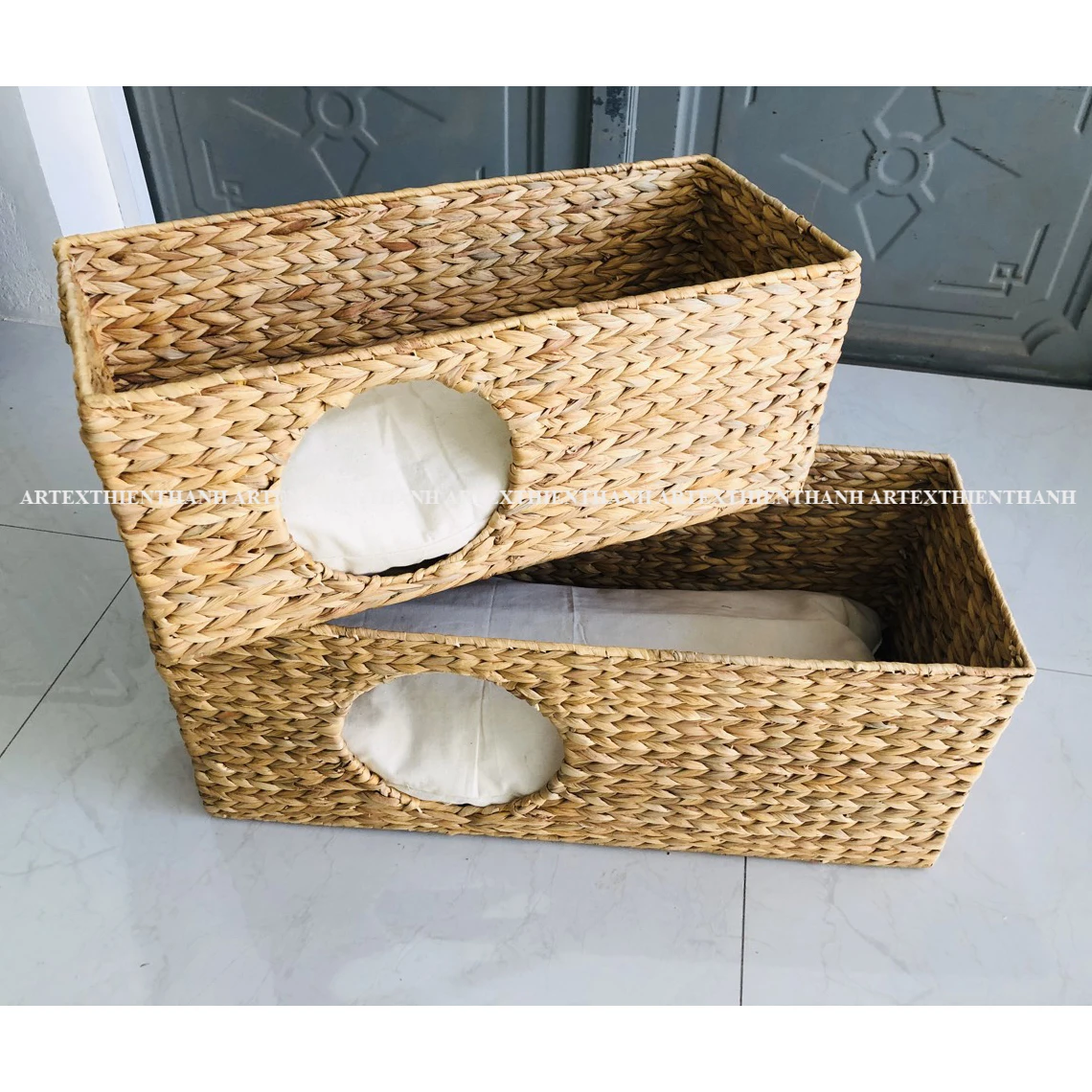 Sophisticated Handcrafted Water Hyacinth Pet Bed Rustic Rectangle Woven Hyacinth Cat Bed For ...