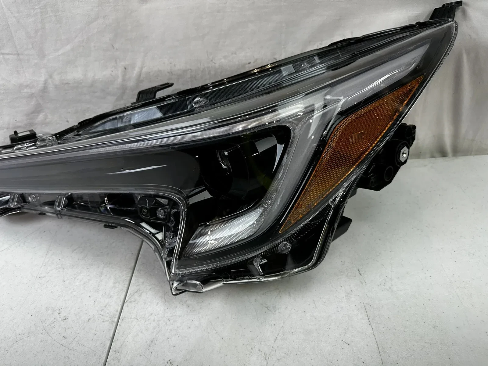 FOR TOYOTA COROLLA 2023 HEAD LAMP LE 81110-02T70 81150-02U60 Auto ...