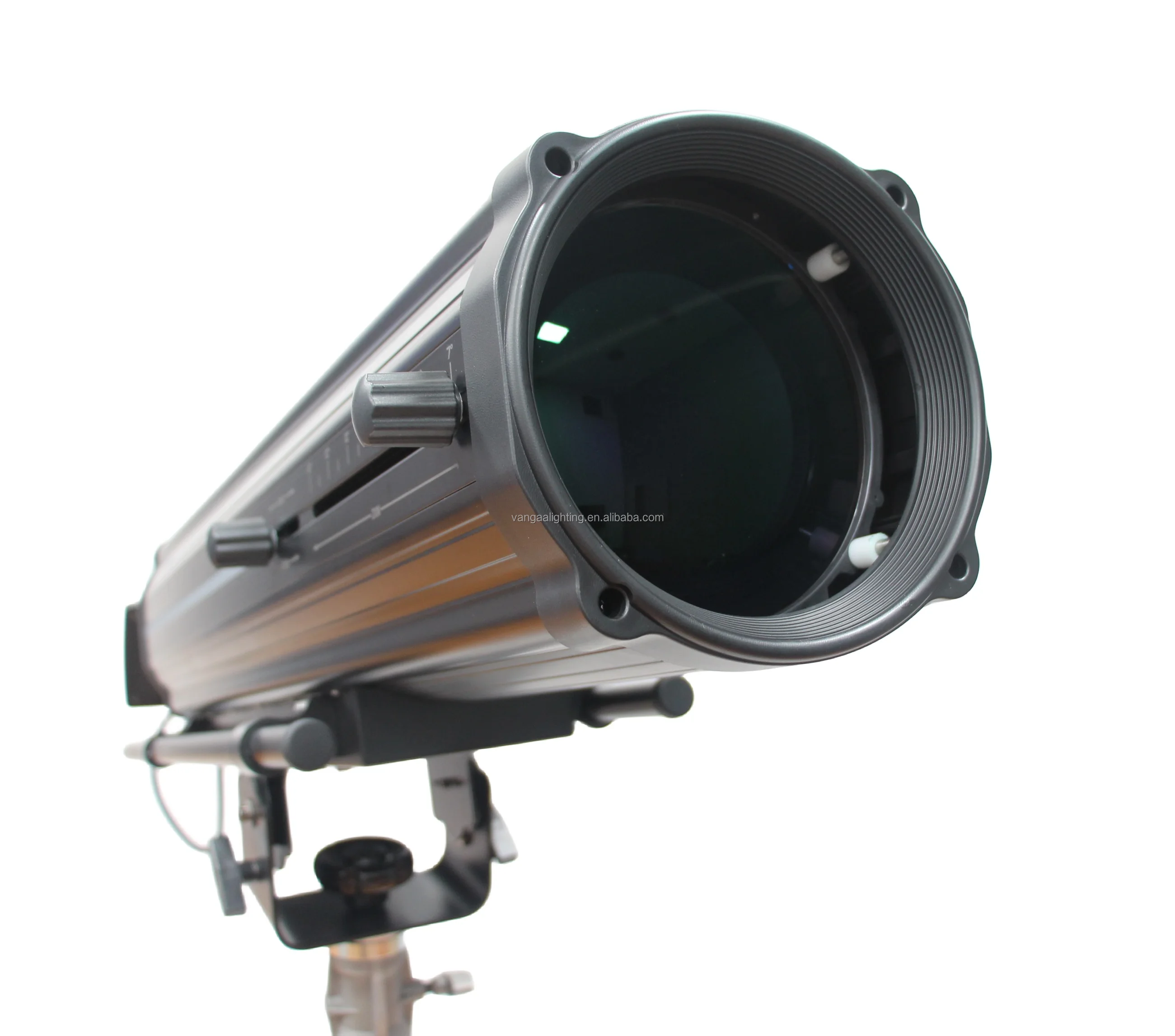 Top 600W LED DMX Follow Spot Light DMX Console Wedding Stage Lighting ...