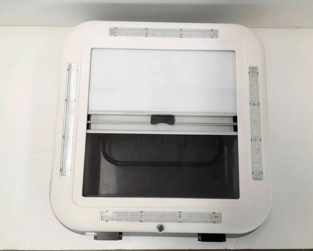 Meidi Rv/motorhome/caravan Skylight with Blind & Flyscreen