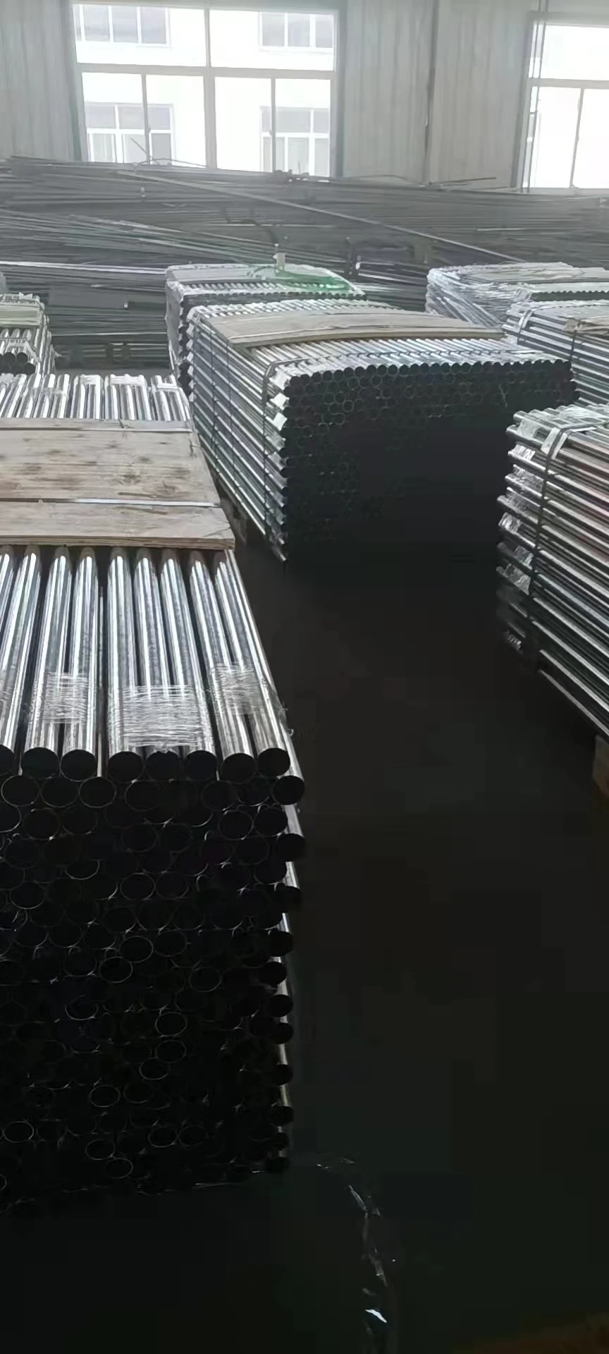 Vine Metal Trellis Selling Galvanized Steel Grape Stakes Roll Vineyard ...