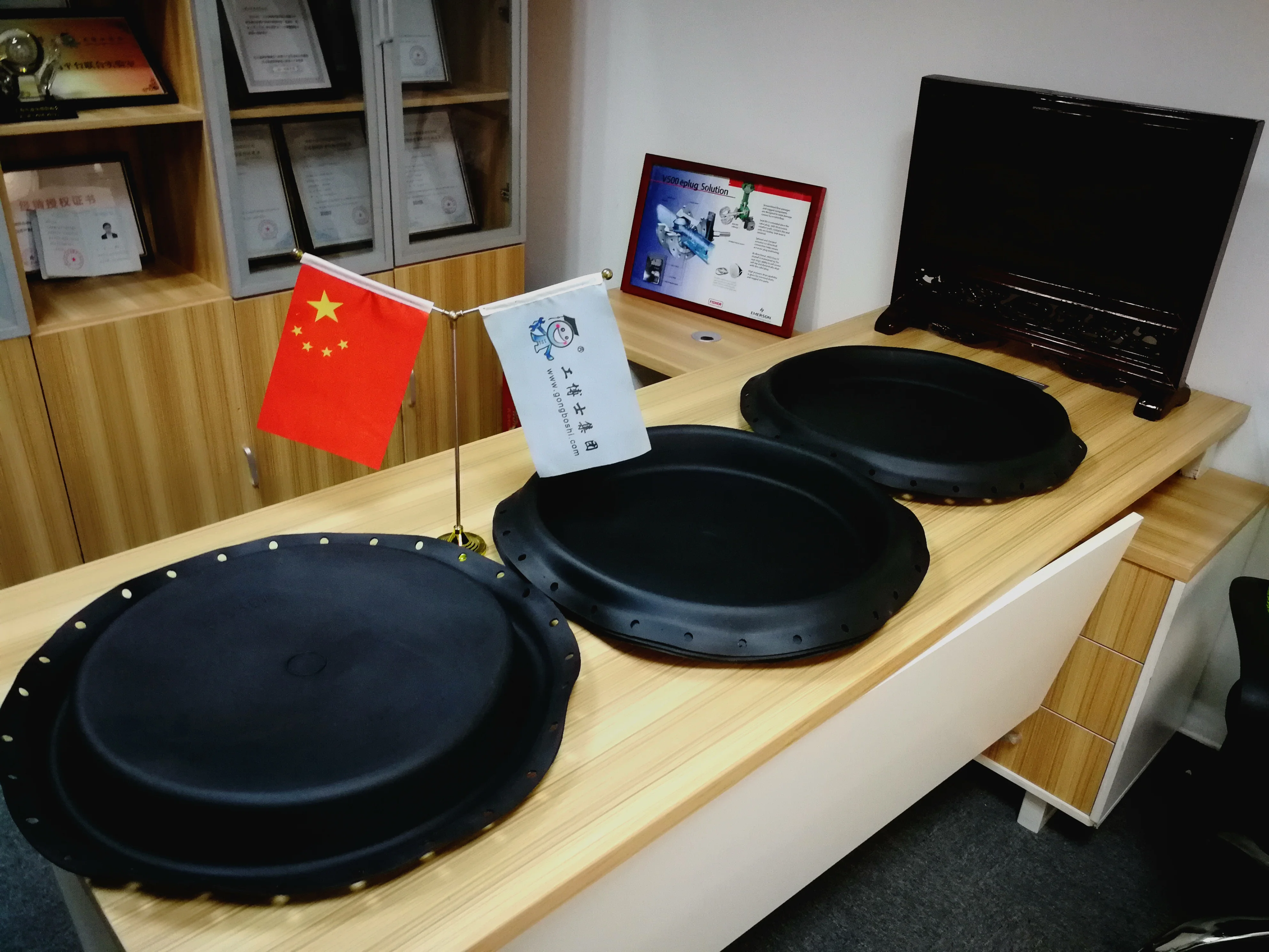 Fisher 657 and 667 Diaphragm Actuators - Precision Control