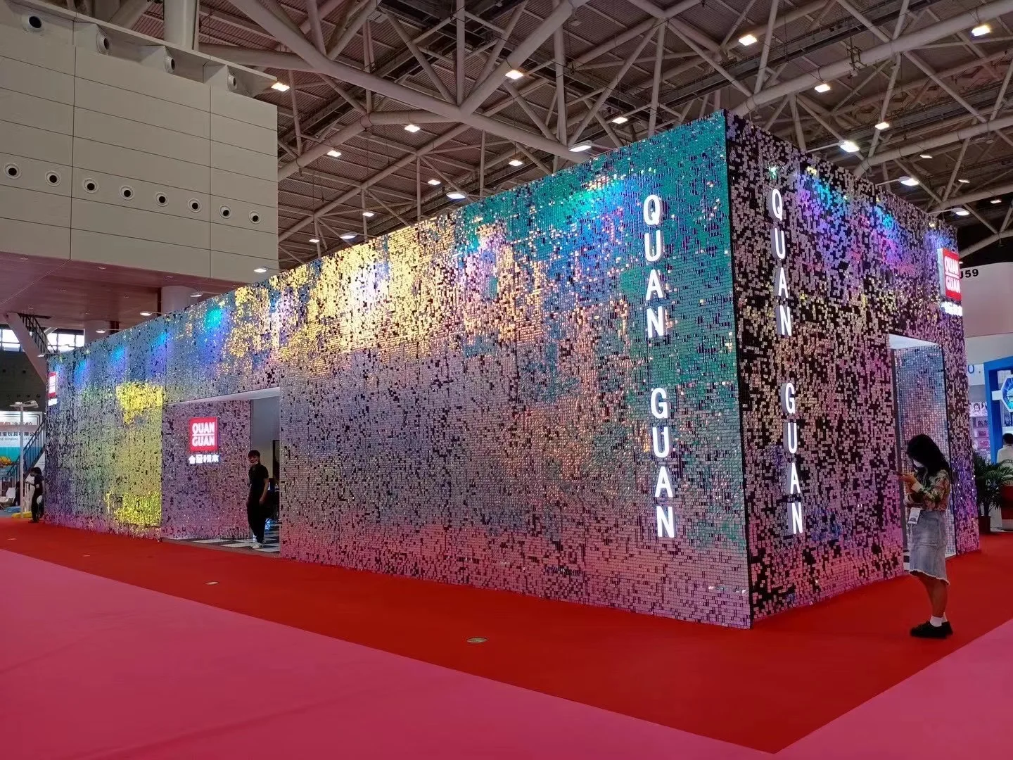 Iridescent Mirror Gold Stage Panels - Durable & Shimmering