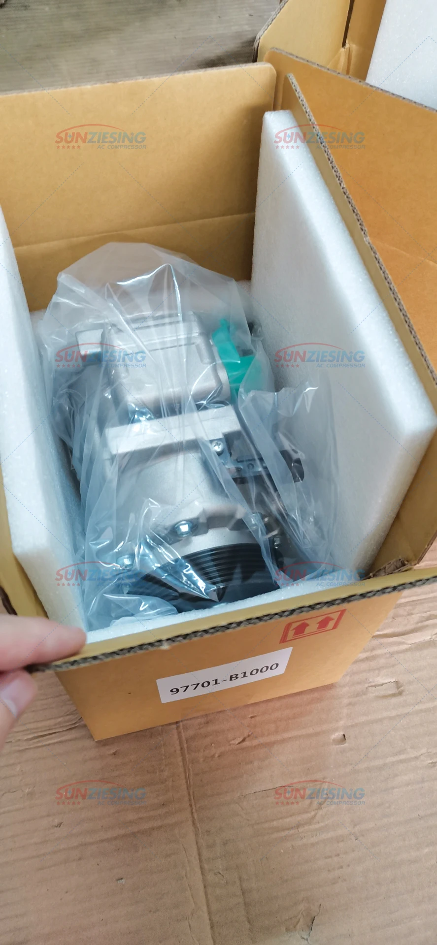 Ac Compressor For Hyundai Santa Fe 3.3l 2012-2017 977011u650 977011u600 ...