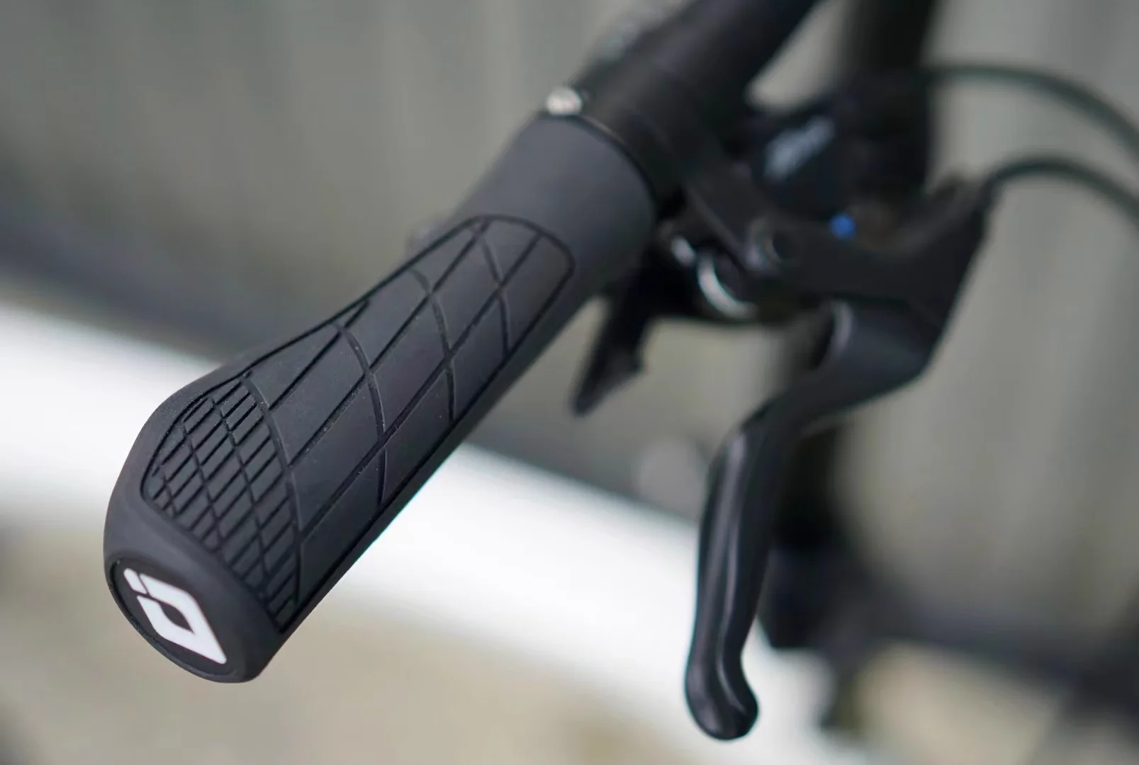 MINT Folding Bicycle - 18-Inch Disc Brake Parrot Mini Bike