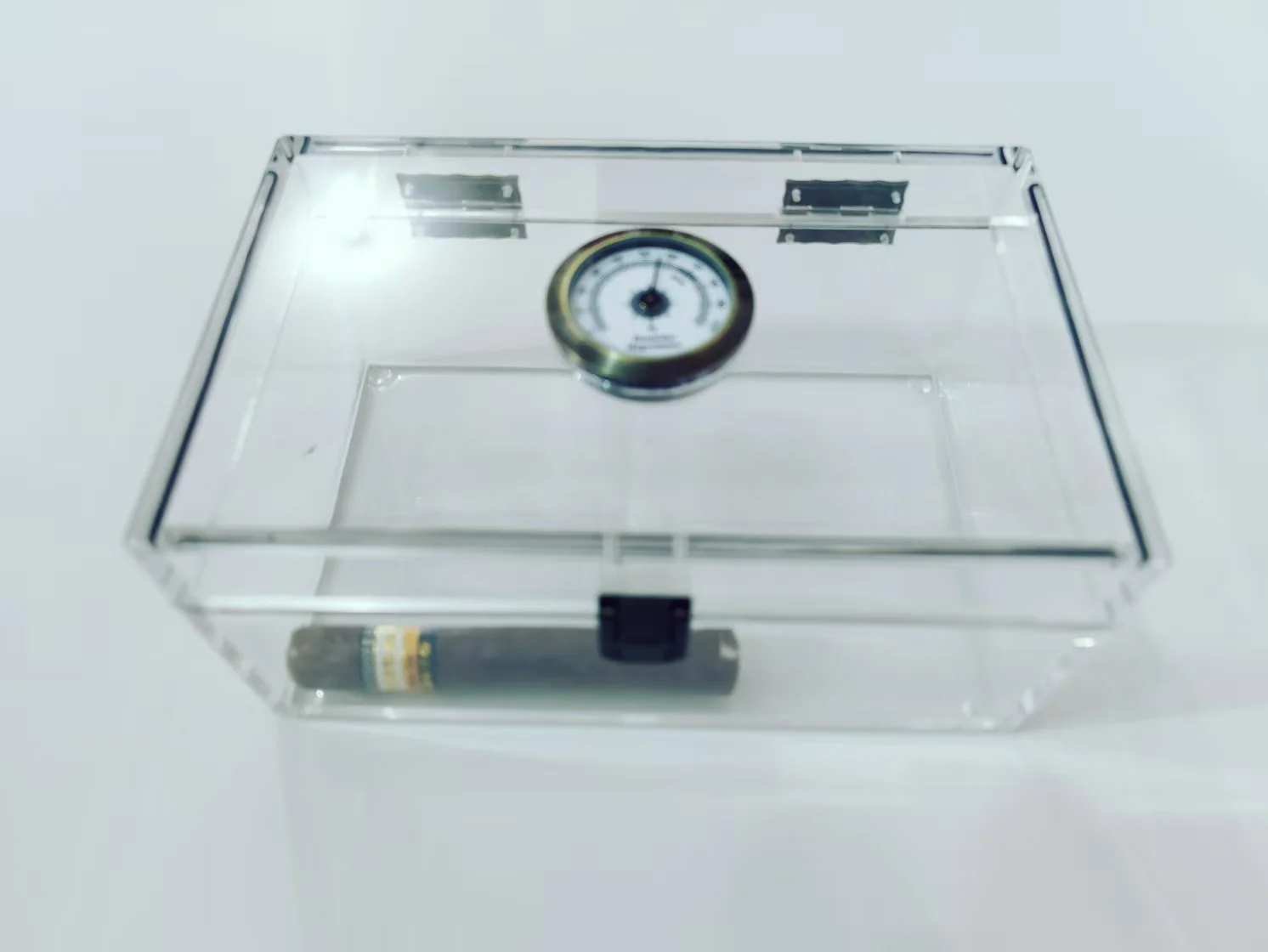 Wholesale Clear Acrylic Cigar Humidor Box Tobacco Container Cigar ...