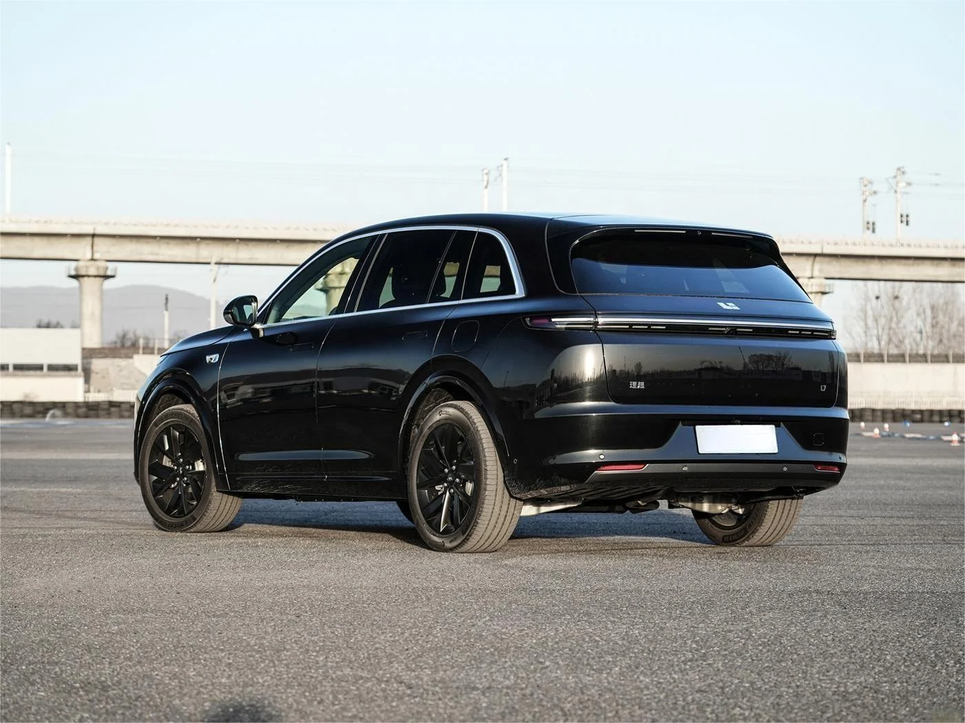 The Ideal L7 Is A Family Five-seat Flagship Suv With A New,Beautifully ...