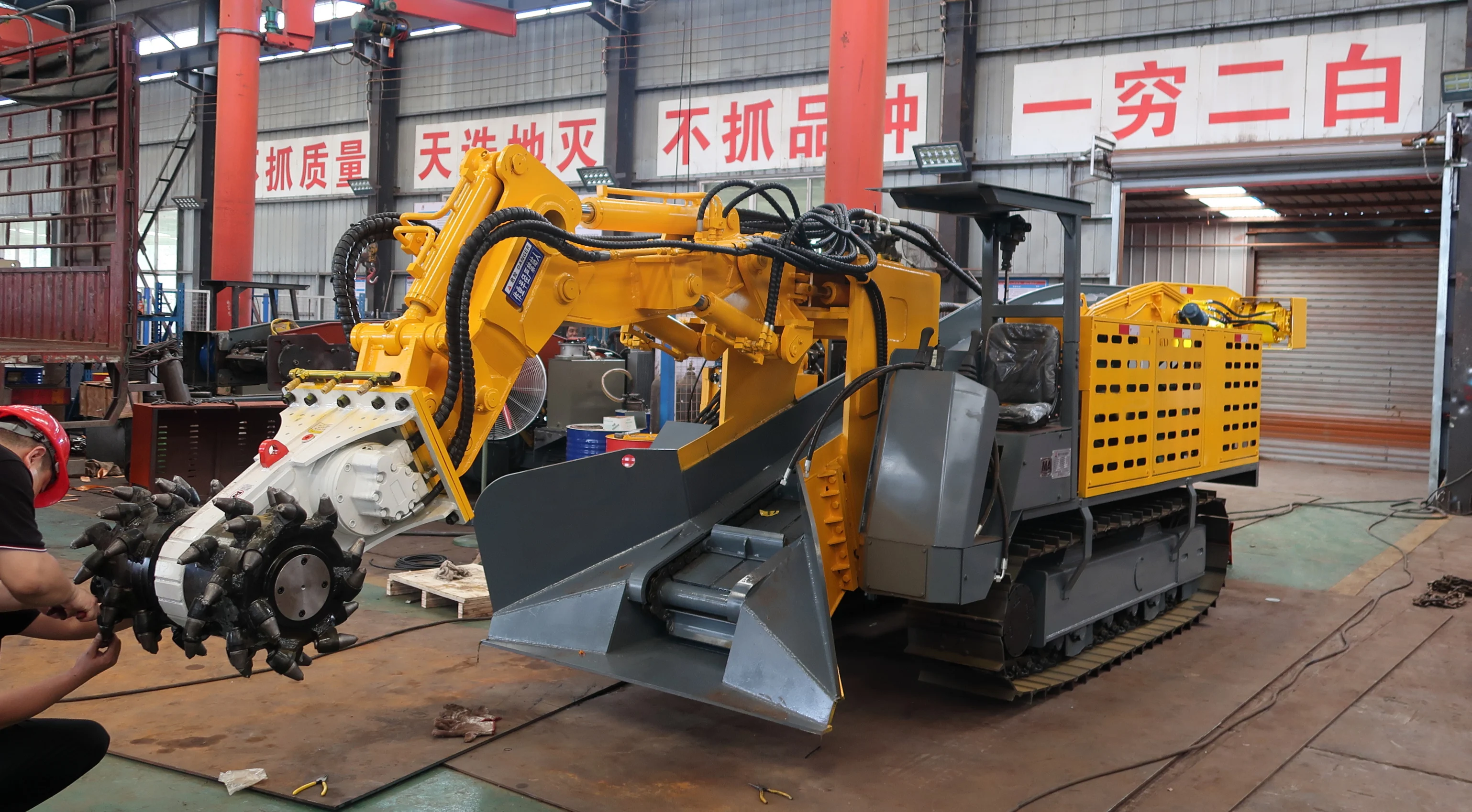Modified Tunnel Hydraulic Tunneling Milling Machine Mini Tunnel Boring ...