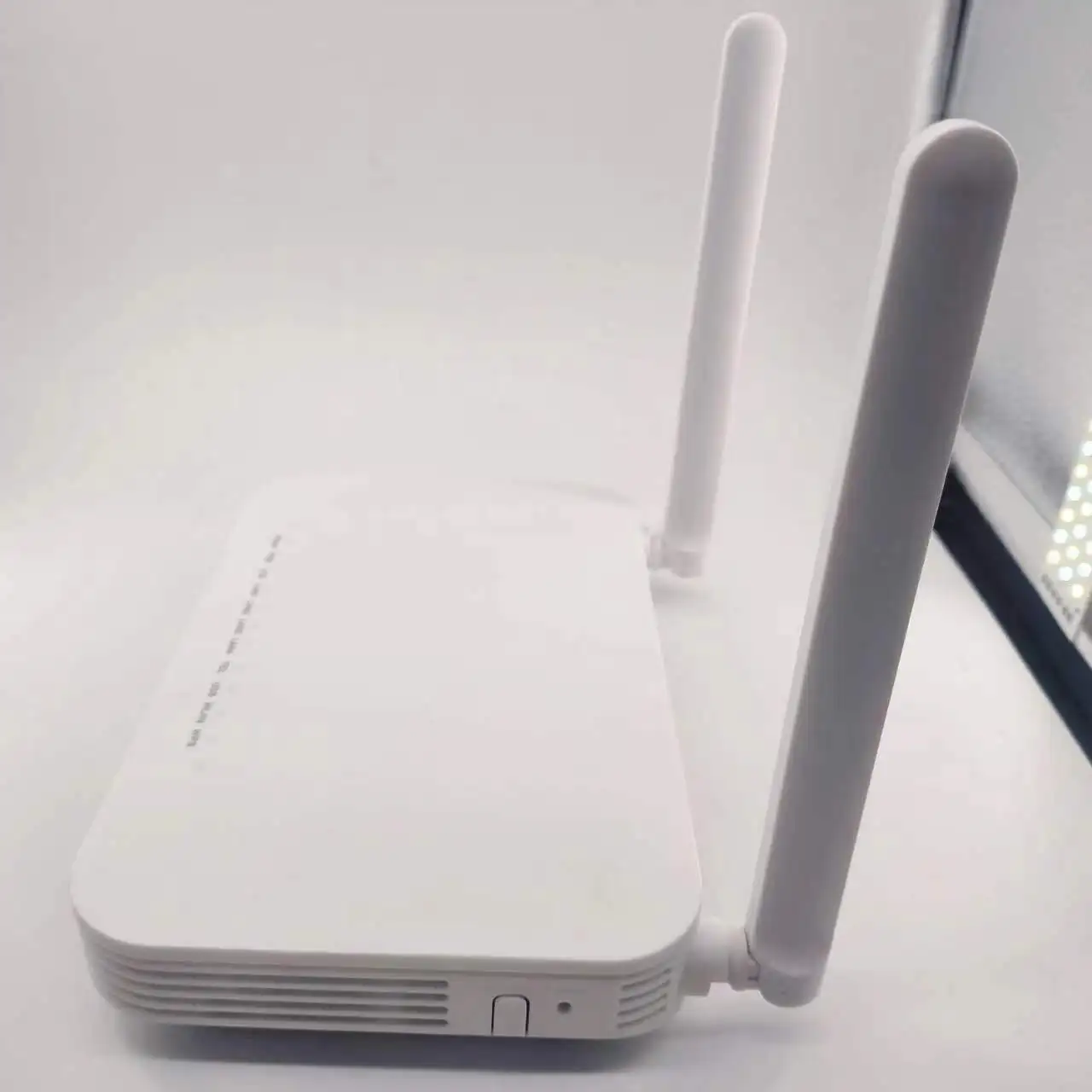 Eg8145x6 High Quality Ftth Fttb Gpon 1ge+3fe+1tel+wifi 2.4g/5g Dual ...