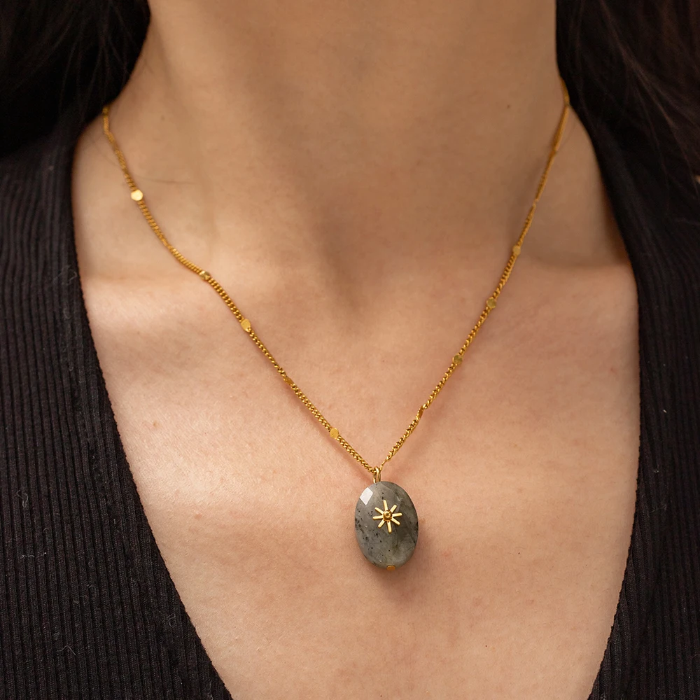 Green Natural Stone Pendant 18k Pvd Gold Plated Stainless Steel ...