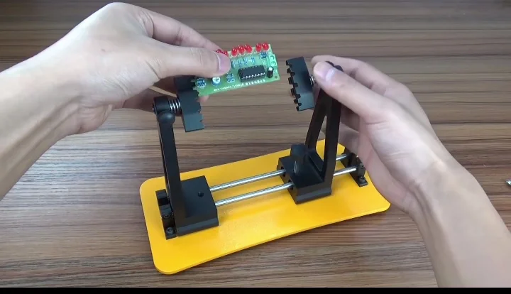 360 Degree Rotation Frame Soldering Third Hand Flexible Arms Welding ...