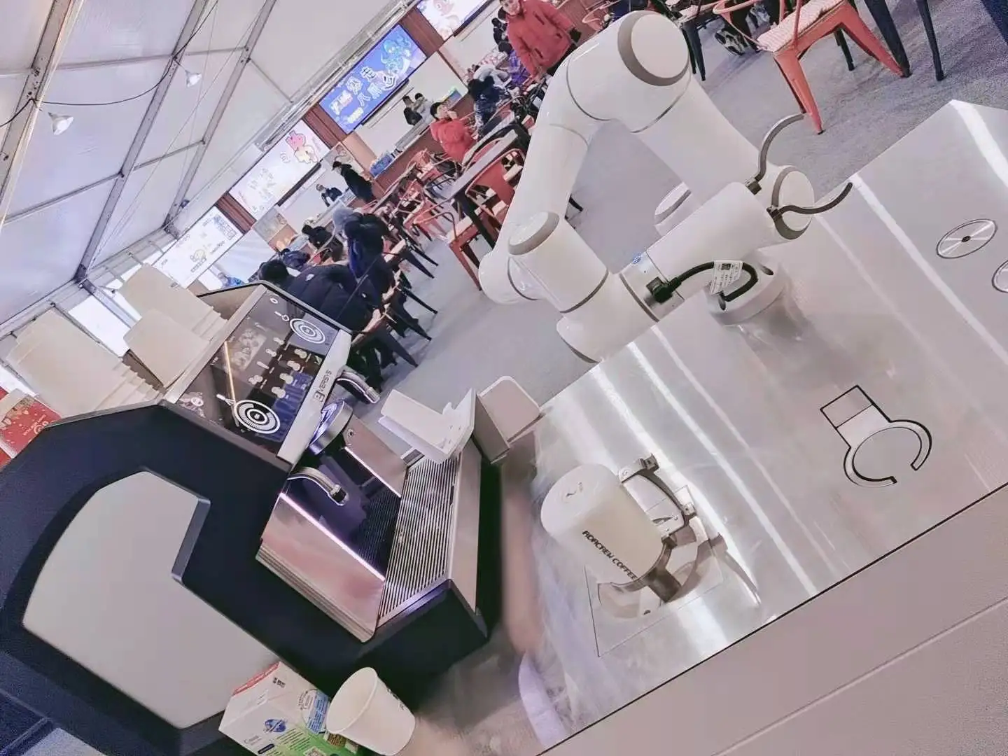 Artificial Intelligence Robot Coffee Machine For Business Robot Hand ...