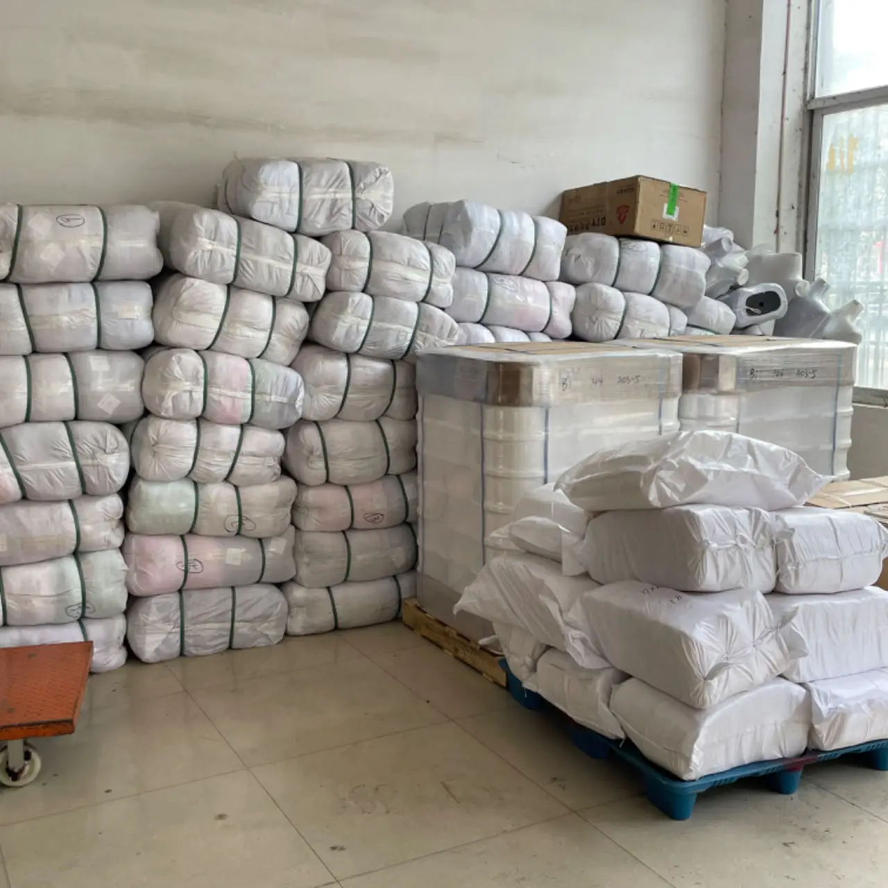 High Street Style Fog Letter Socks Trendy Novel Design Essentials ...